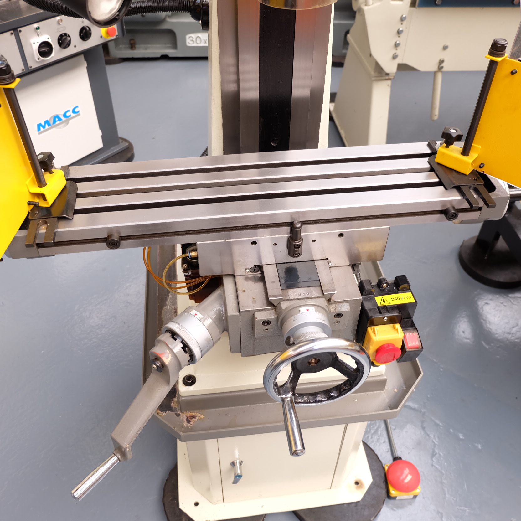 Chester Universal Vertical Milling Machine