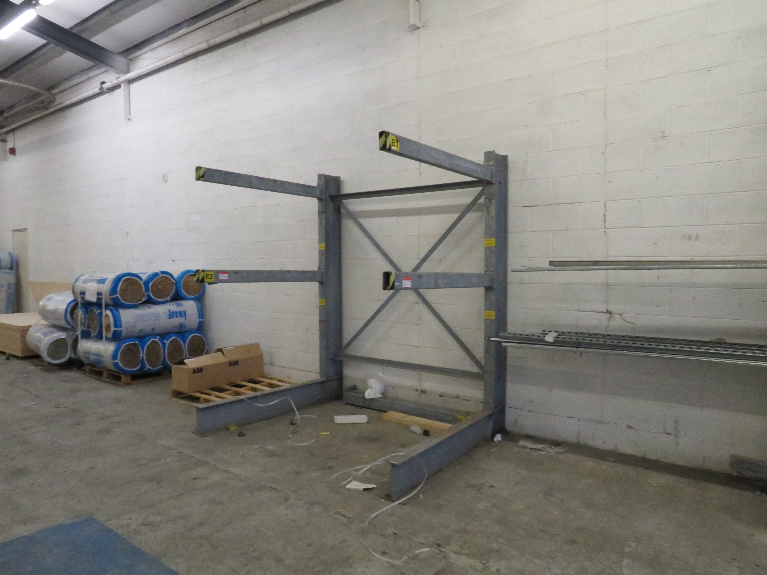 (1) Bay Steel Rack