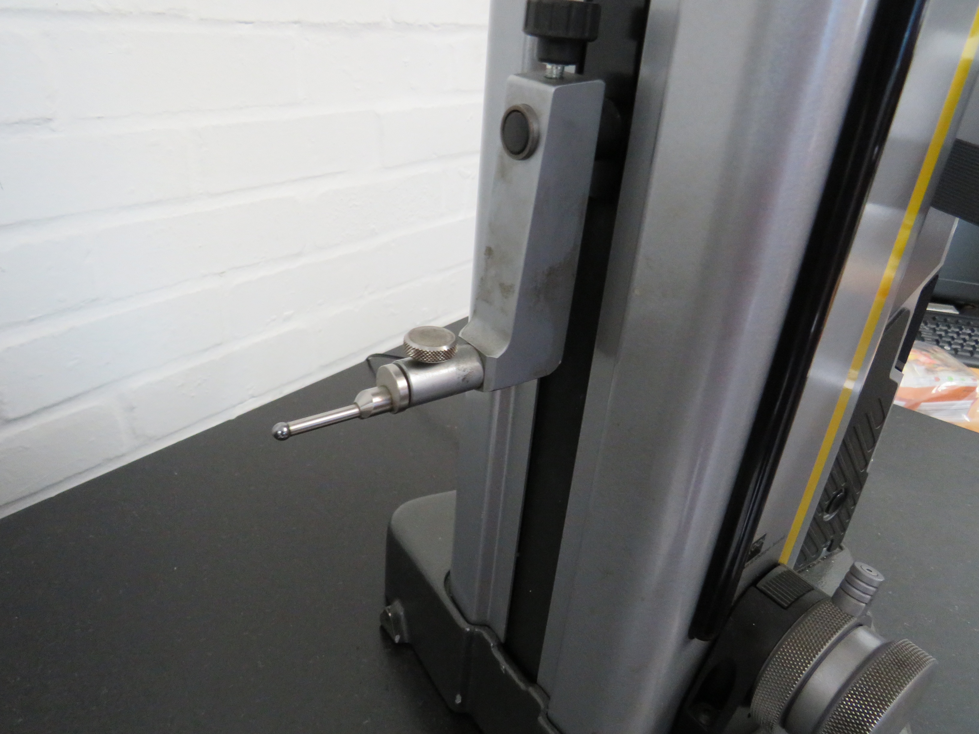 TESA Micro-Hite 600 Height Gauge