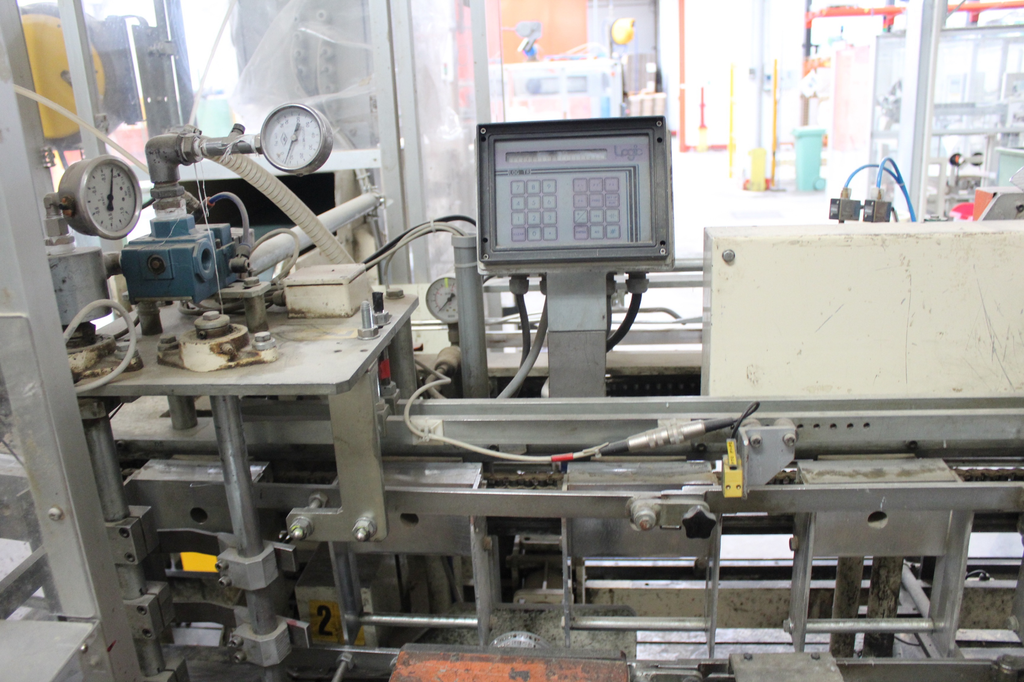 Senzani IVF4 4 Head Volumetric Carton Filler