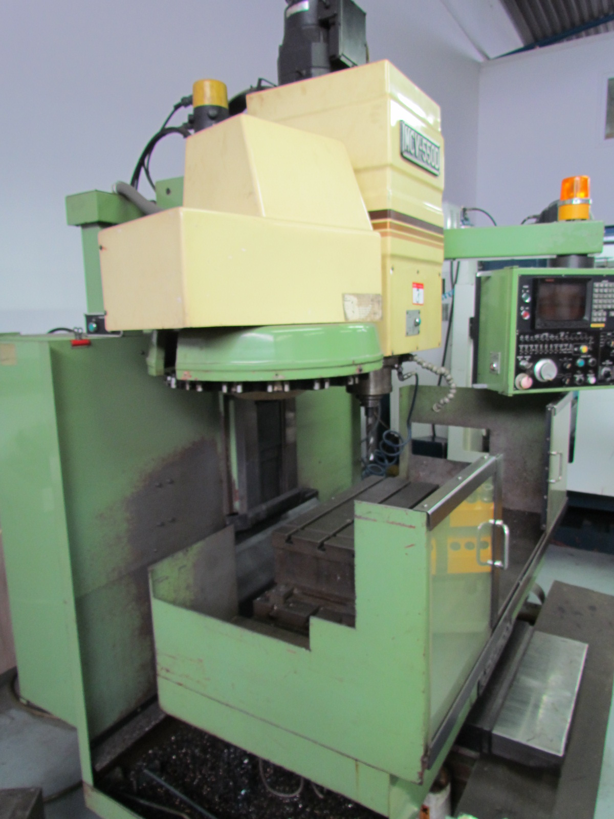 Leadwell MCV-550D CNC Milling Machine