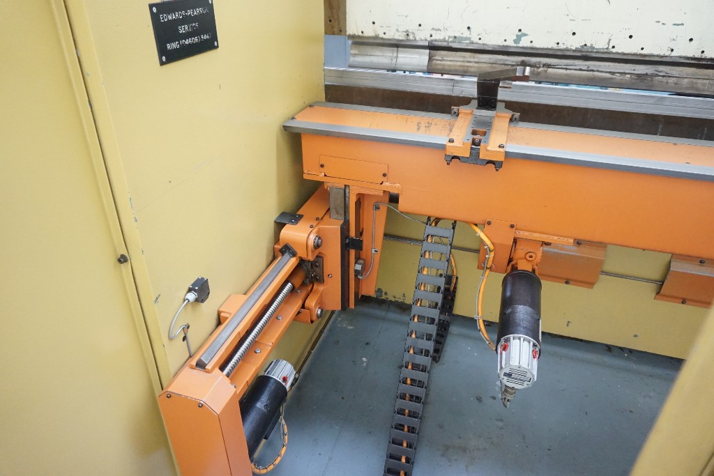 Edwards Pearson Type RT4 150/4100 Hydraulic Press Brake