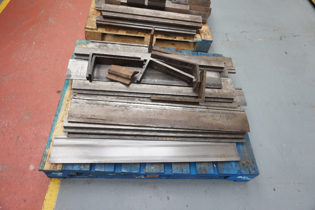 Edwards Pearson Type RT4 150/4100 Hydraulic Press Brake