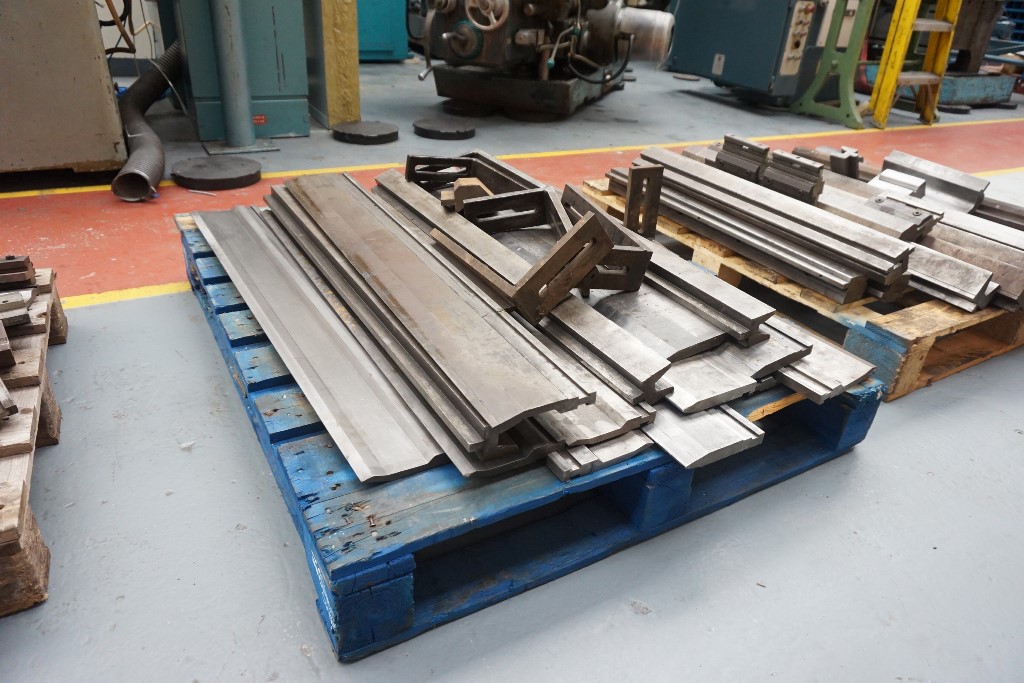 Edwards Pearson Type RT4 150/4100 Hydraulic Press Brake