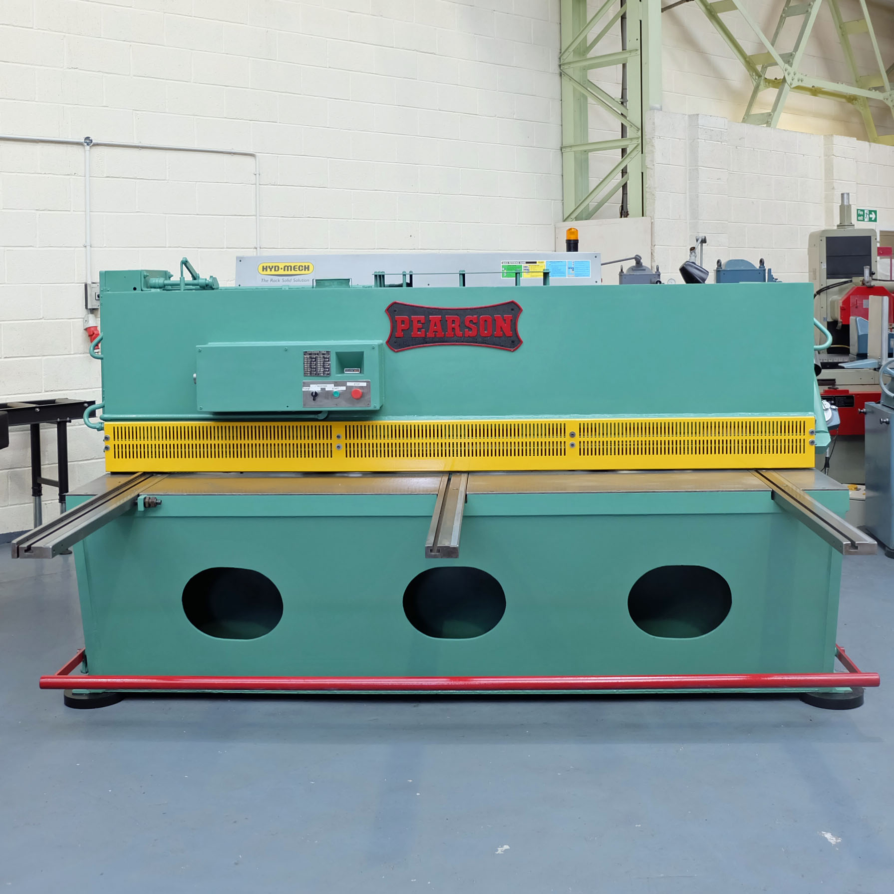 Pearson Type 8 X 25 Hydraulic Guillotine
