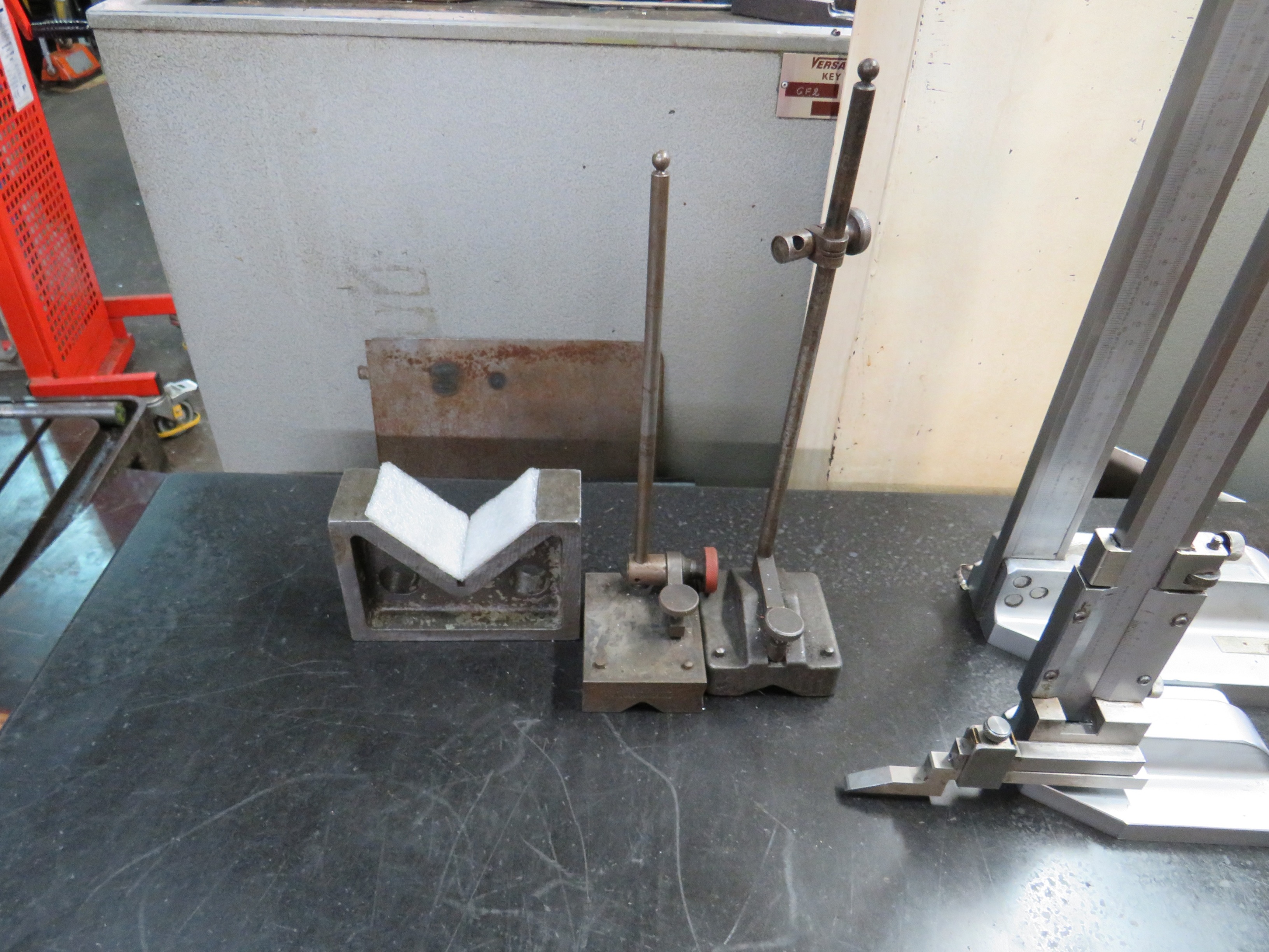 Granite Surface Table, Height Gauge and V Block