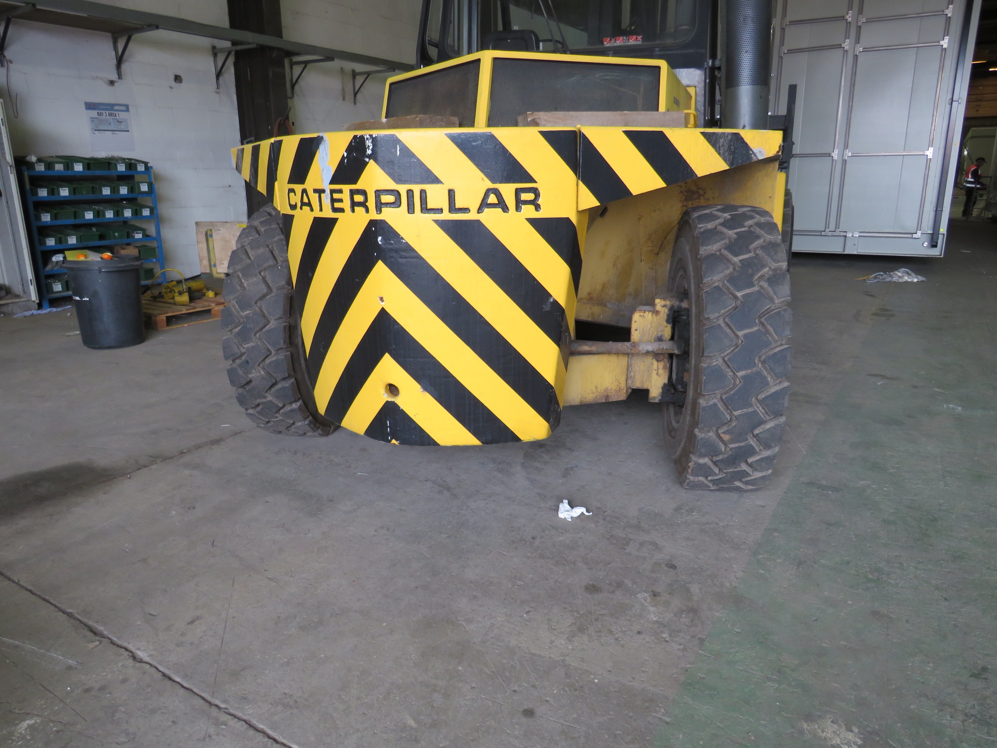 Caterpillar V300B Diesel Forklift Truck Type D