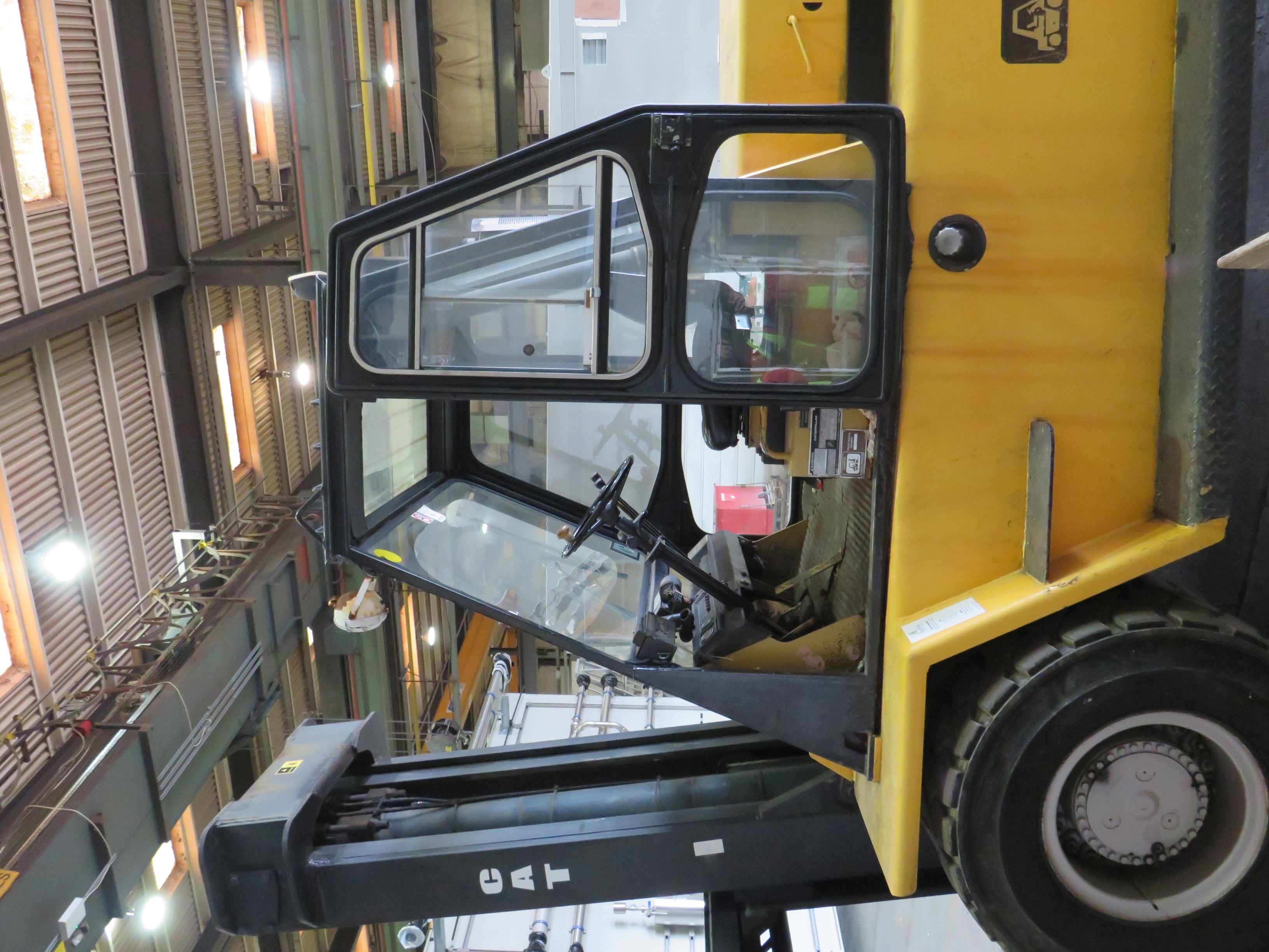 Caterpillar V300B Diesel Forklift Truck Type D