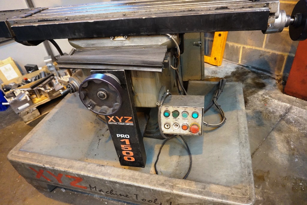 XYZ Machine Tools Pro 1500 VS Proto Trak Turret Head Milling Machine