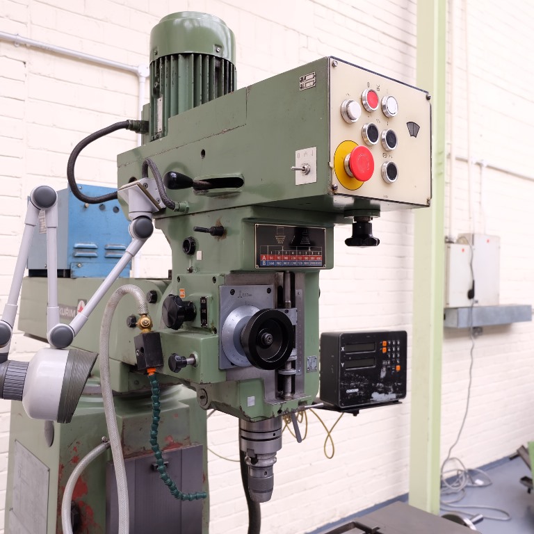 TOS Type FNK 25A Turret Head Milling Machine