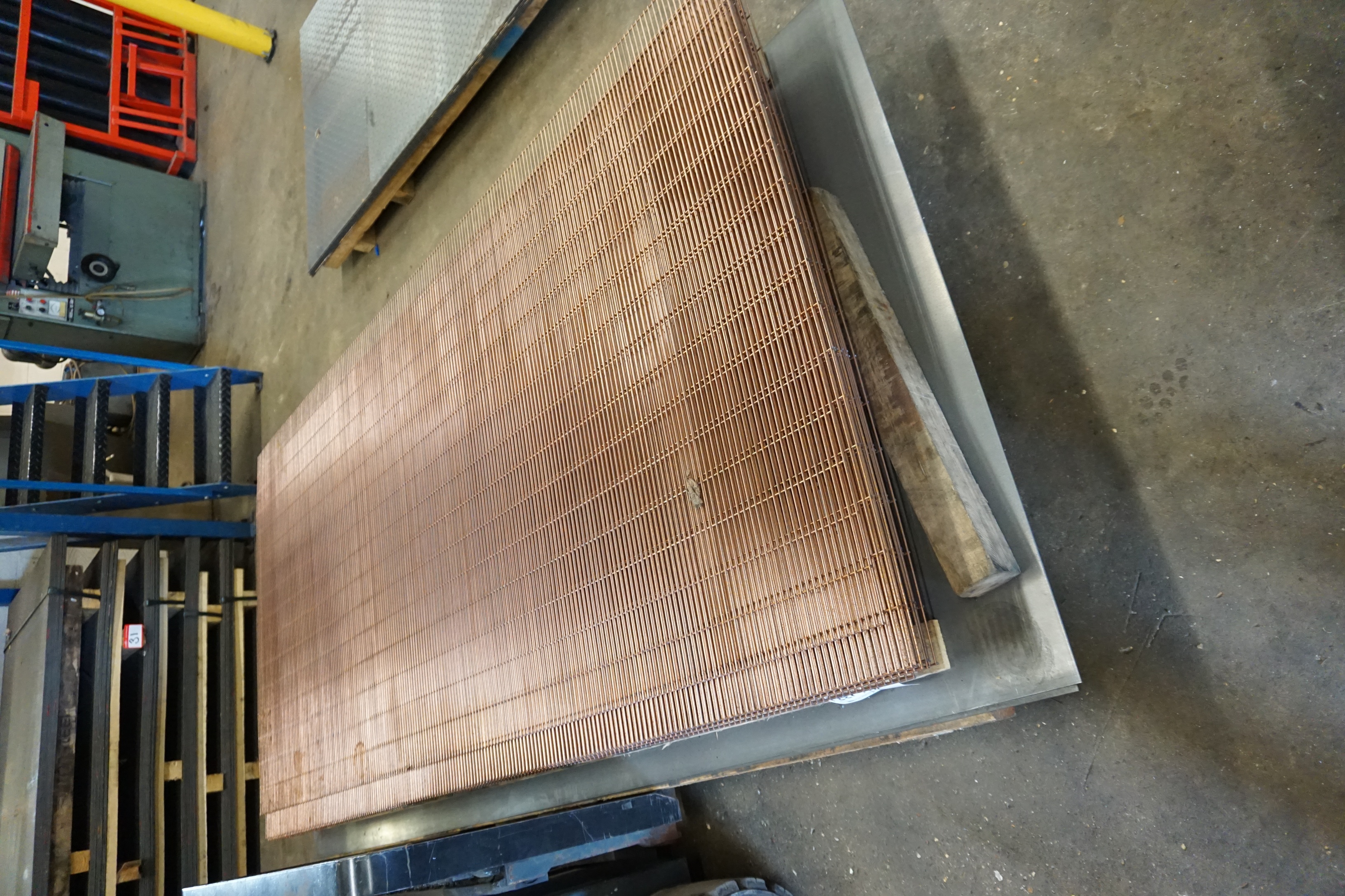 3’’ x ½’’ x 10G Self Colour Steel Mesh FH Brundle