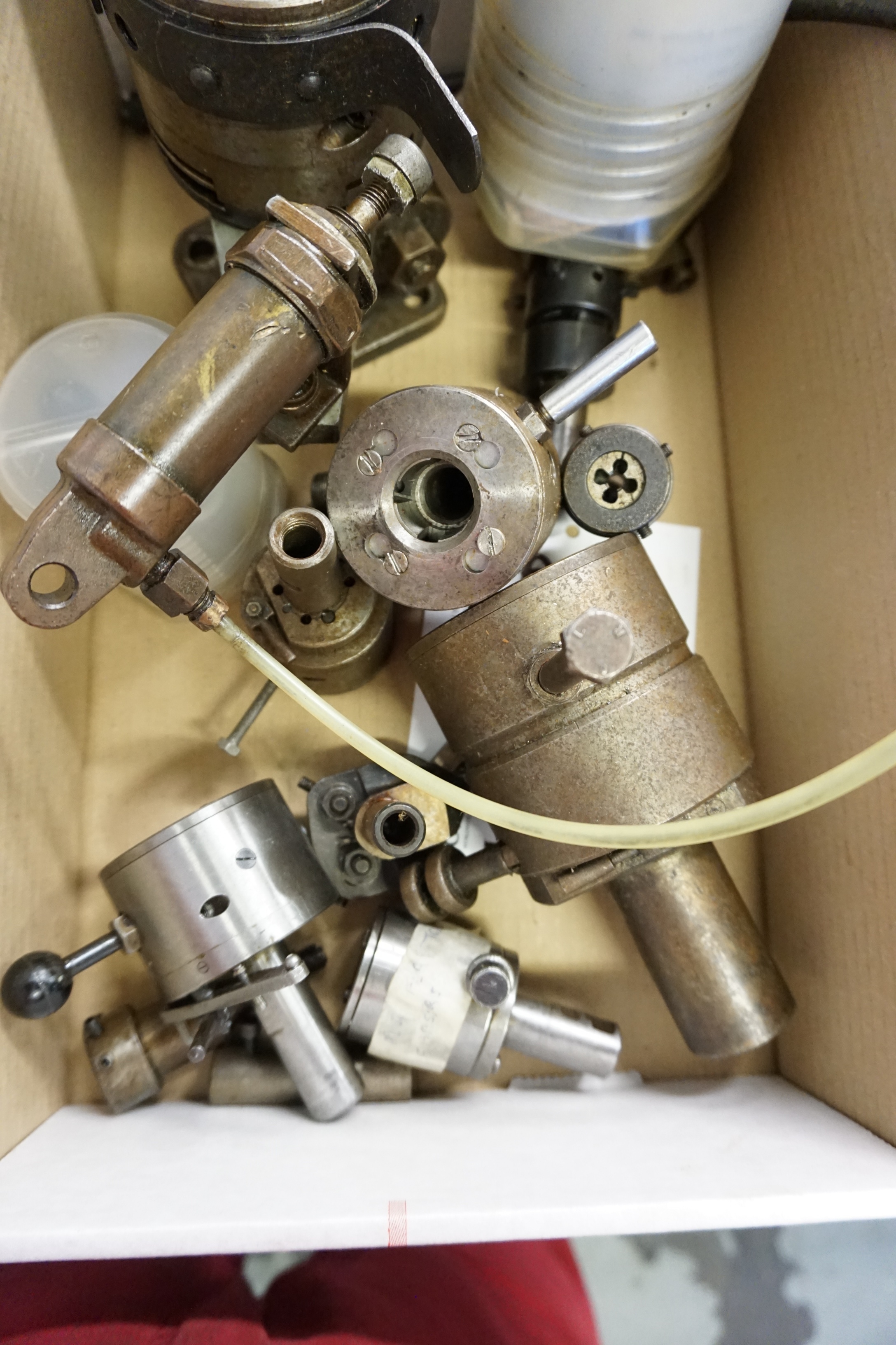 Qty of Thread Rolling Die Heads