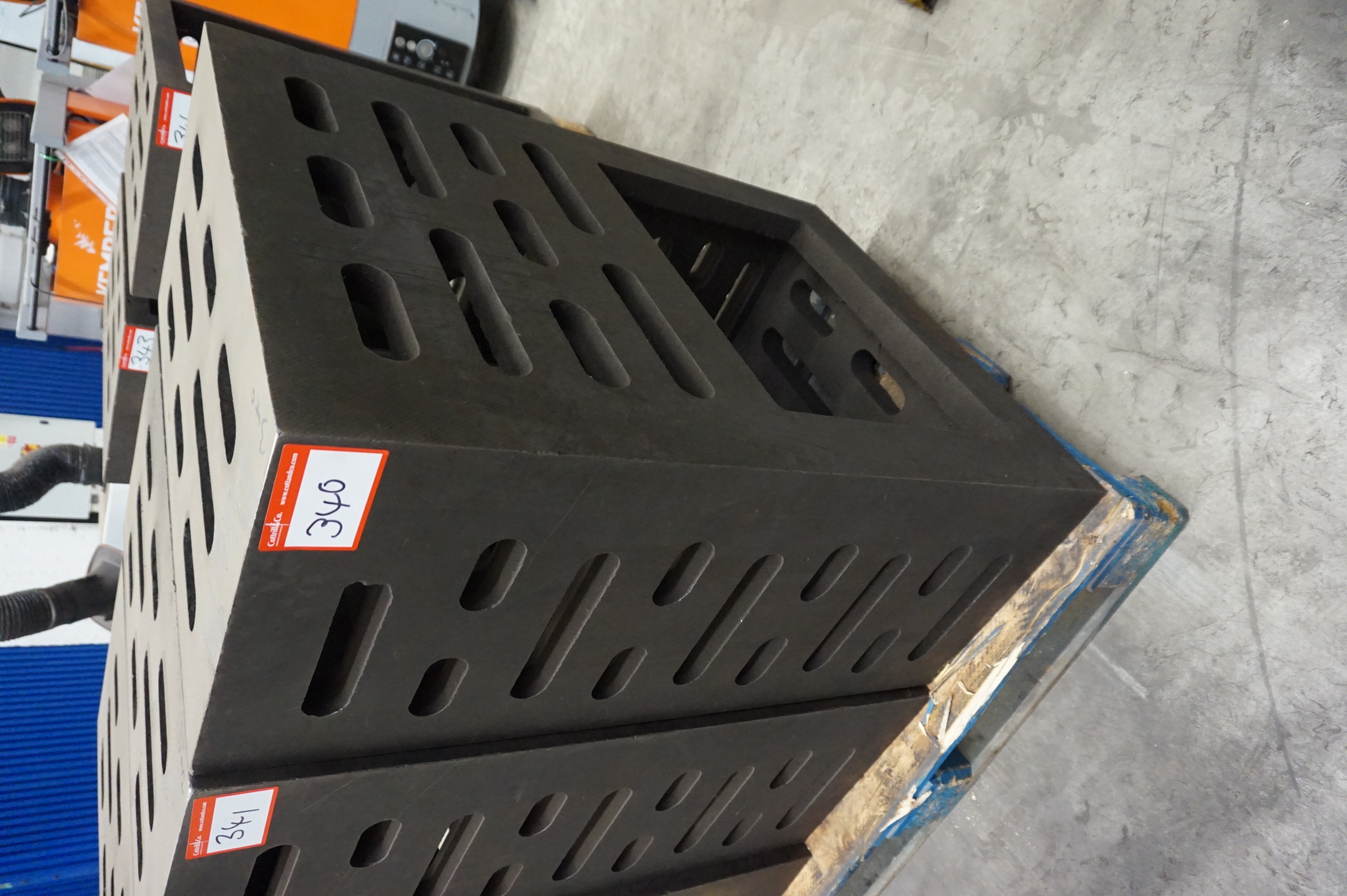 Cube, 750mm x 400mm x 1000mm