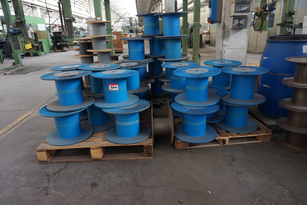 34 x 500mm Blue Plastic Reels