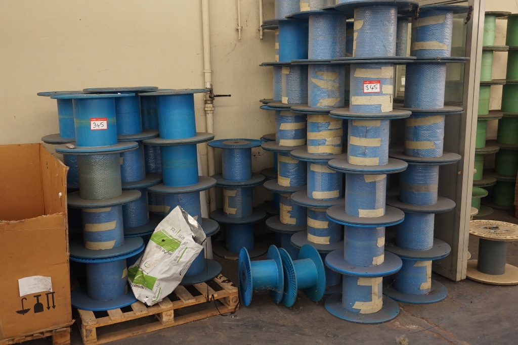 60 x 500mm Blue Plastic Reels