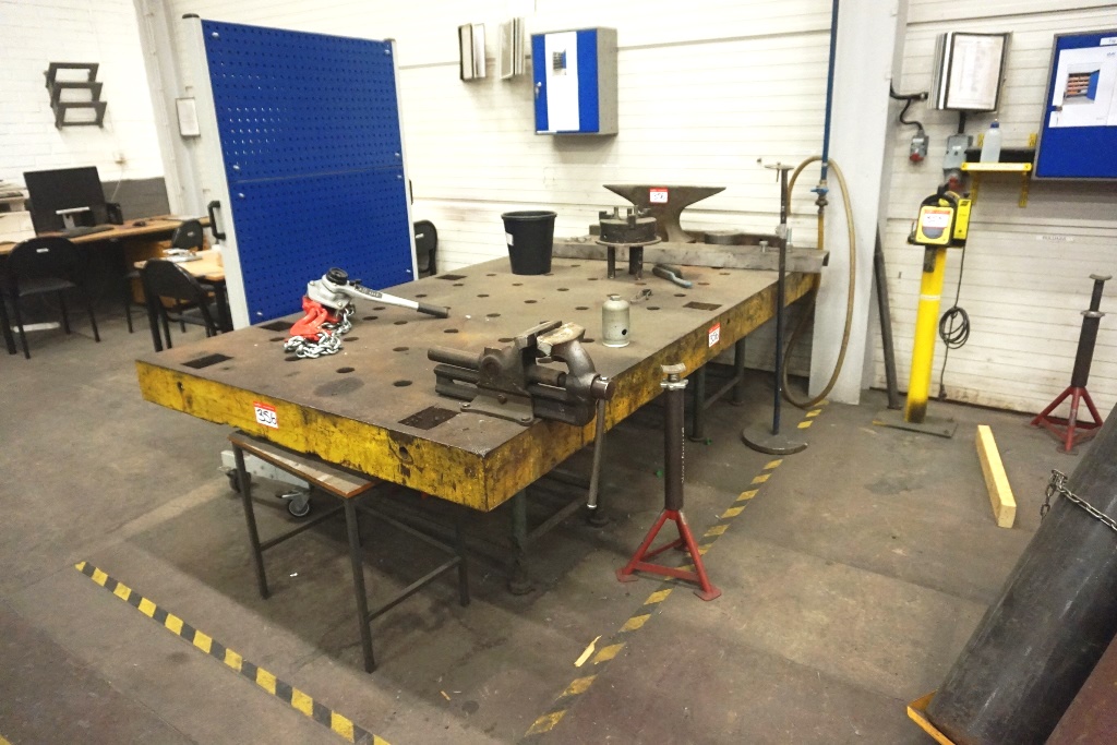Steel Welding Table