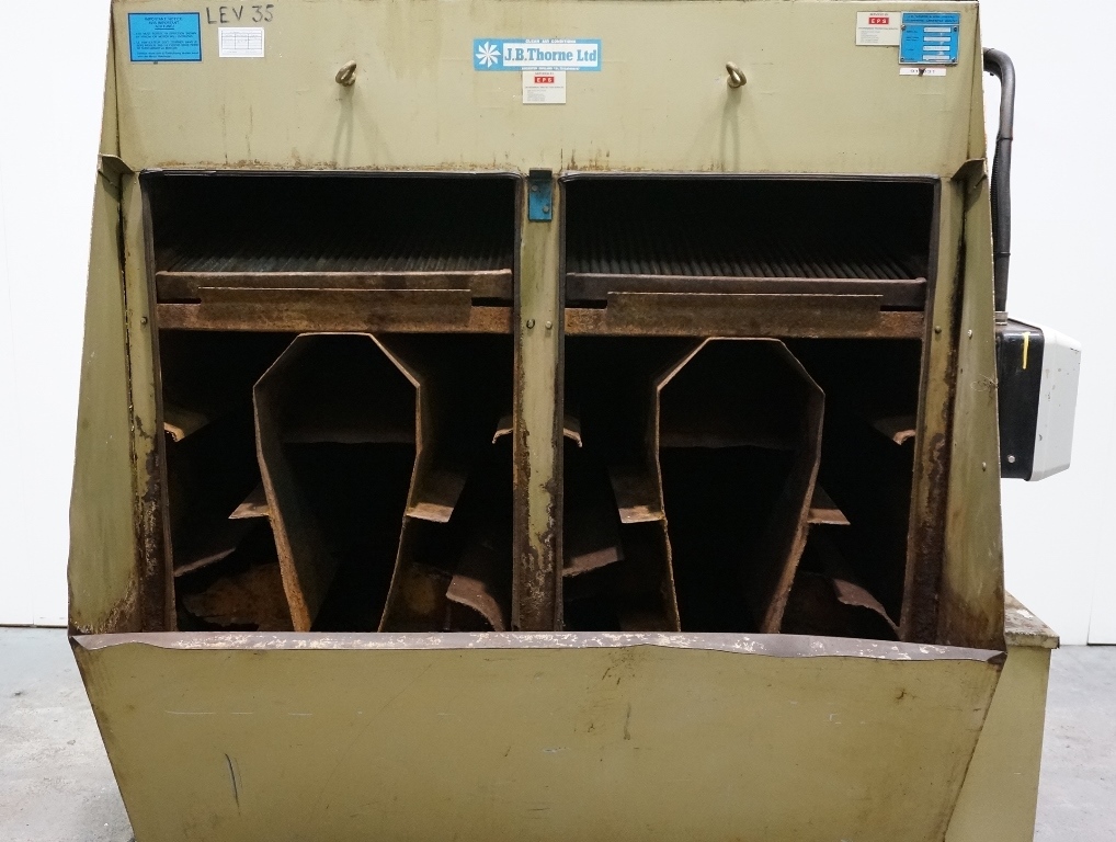 Grindmaster Set Matic Flat Bed Grinding Machine with Dust Extraction Unit