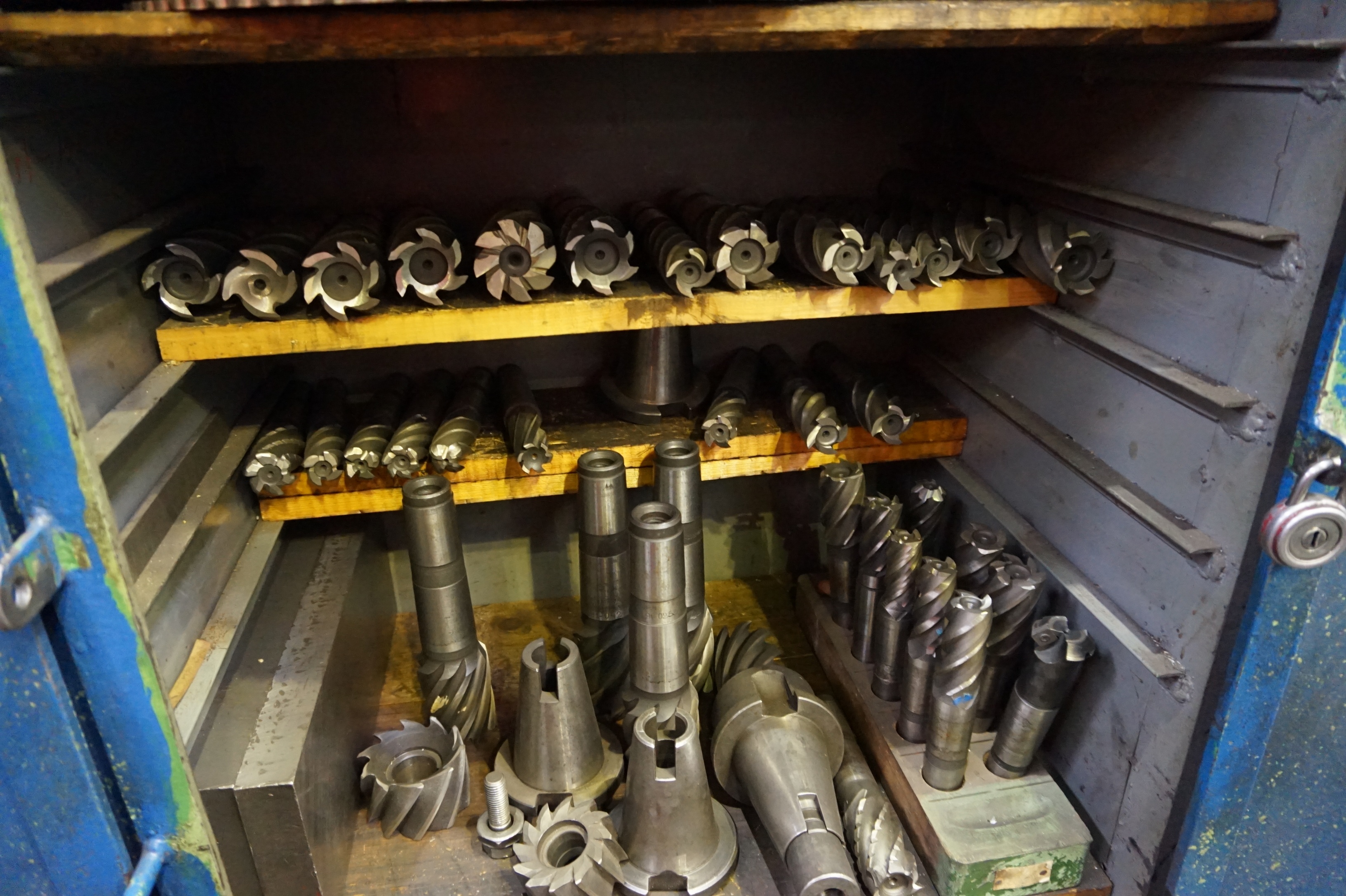 Cupboard with Cutters, ISO 50 Tooling