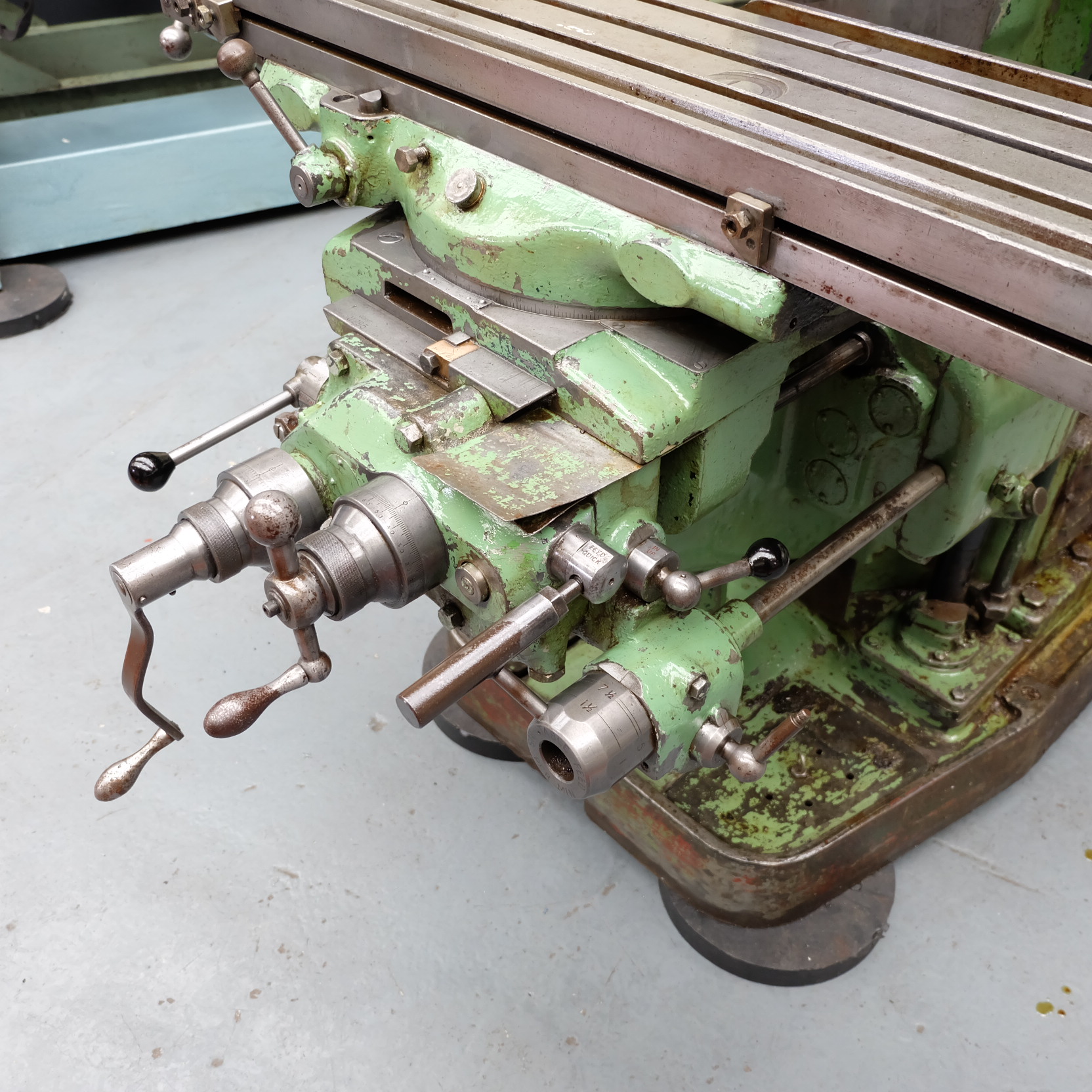 Parkson Type 1NA Universal Milling Machine