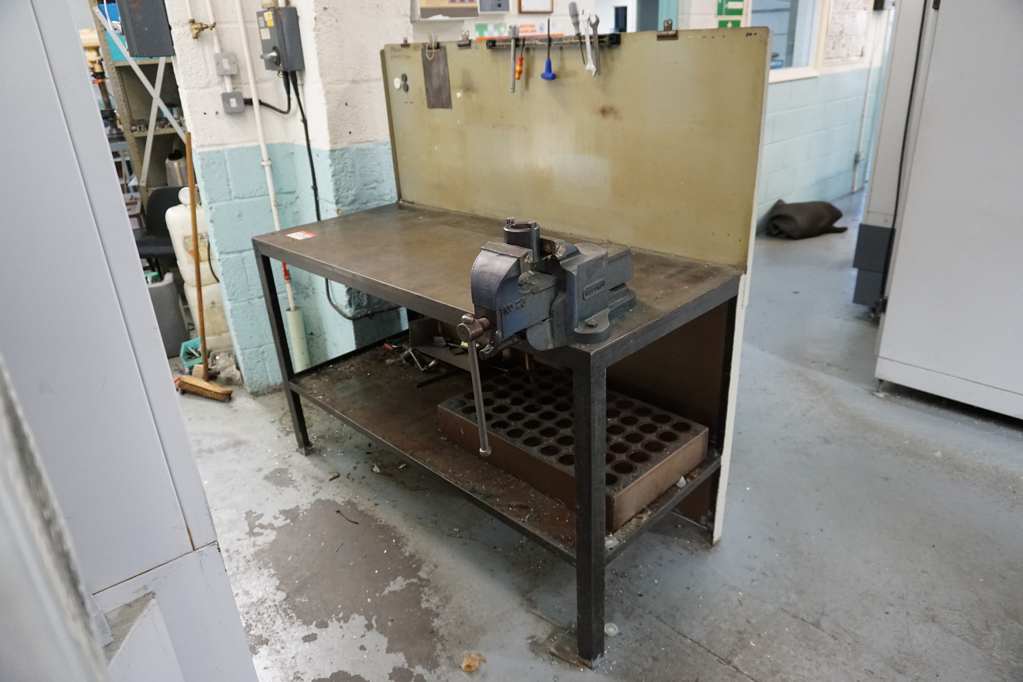 High Back Work Bench