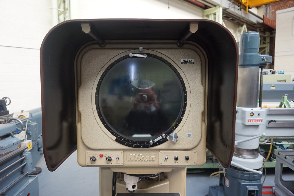 Nikon Model 5A Profile Projector