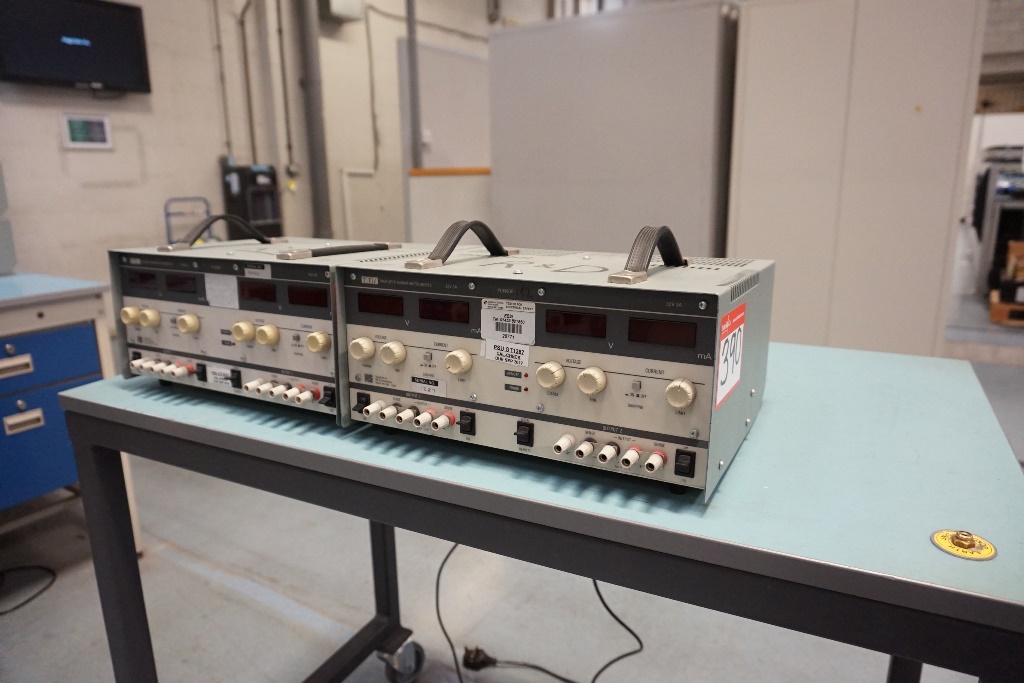 (2) Tti Thurlby Thandar Instruments PL330DP Dual Programmable Power ...