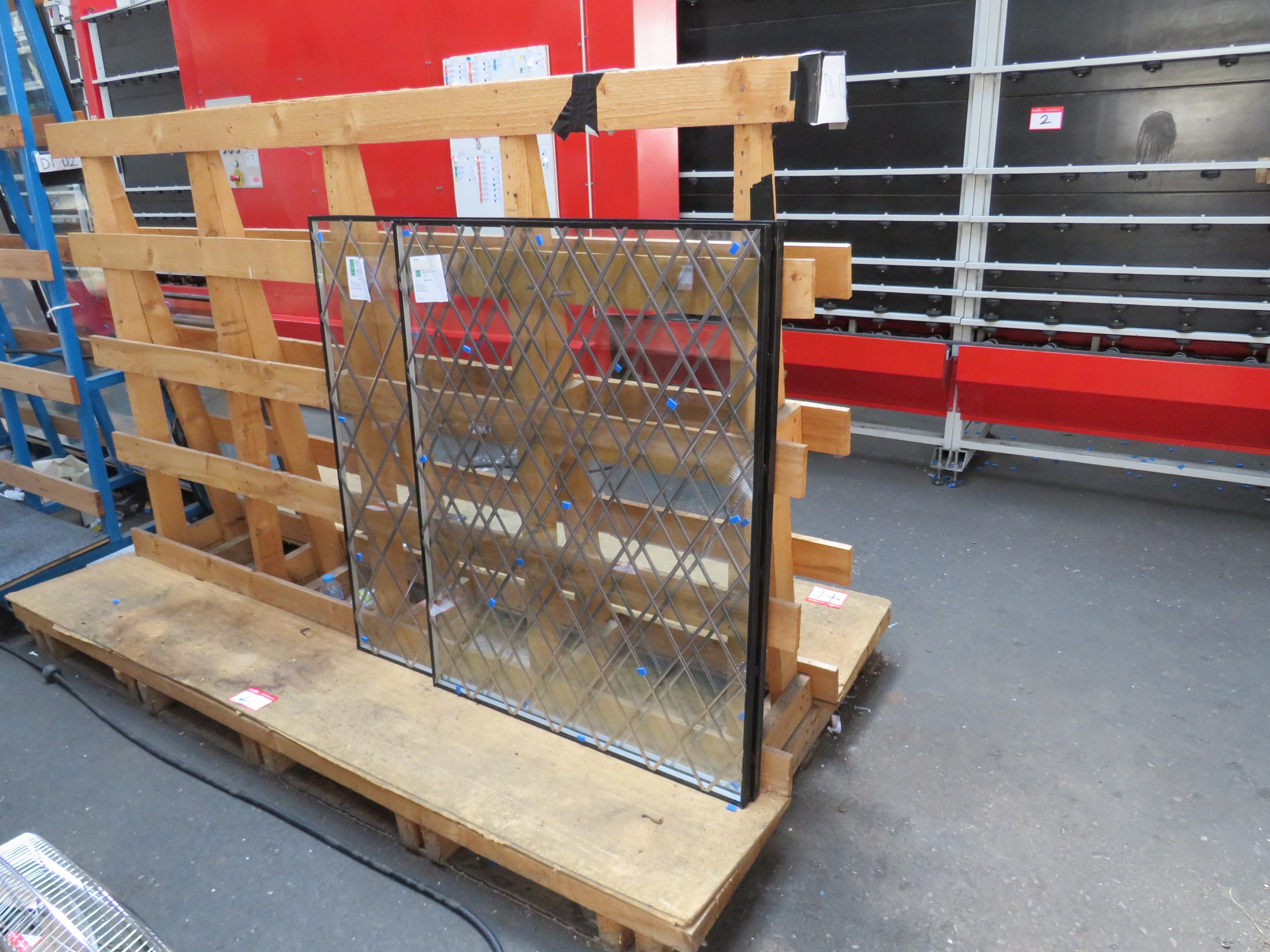 A Frame Static Wooden Rack (2) 2m, (1) 2.4m, (3) 1.5m, (1) 2.7m