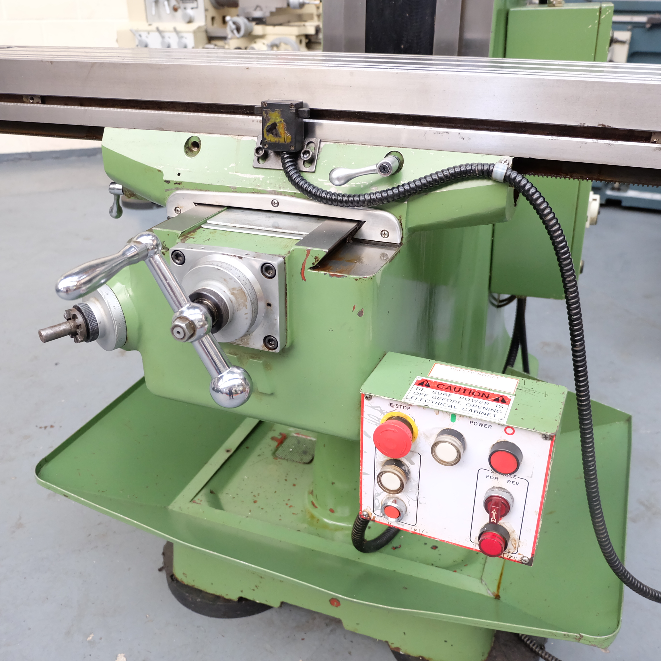 Europa Milltech 2000VS Turret Mill