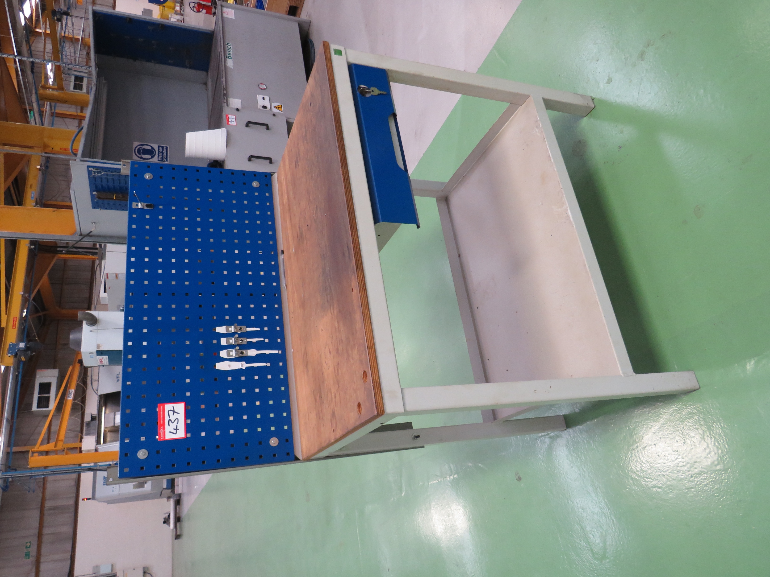 Bott Work Bench 920mm x 600mm x 2.5m High