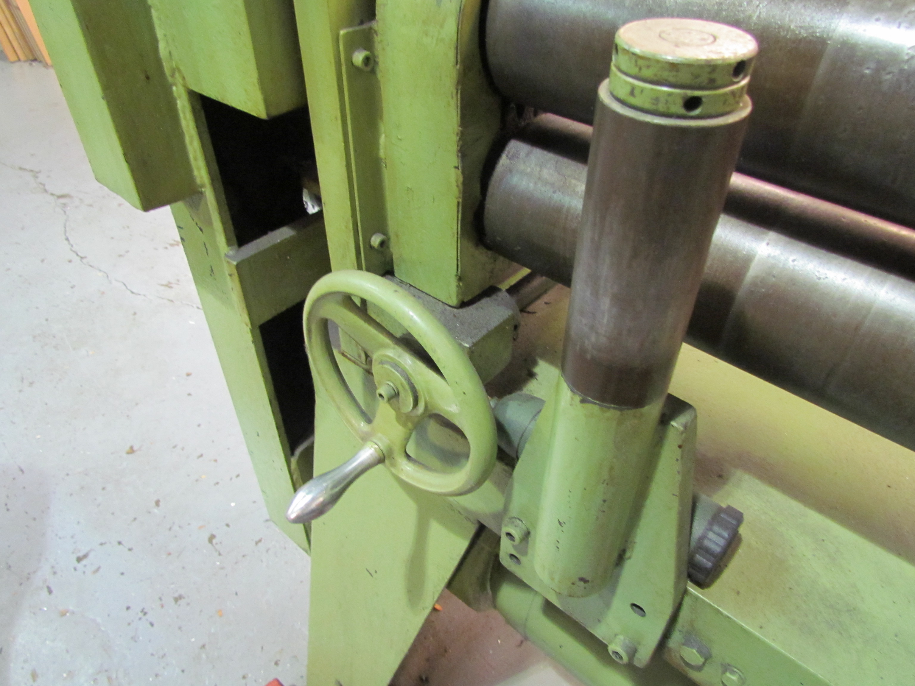 Keetona 100mm x 1m Length Pyramid Rolls