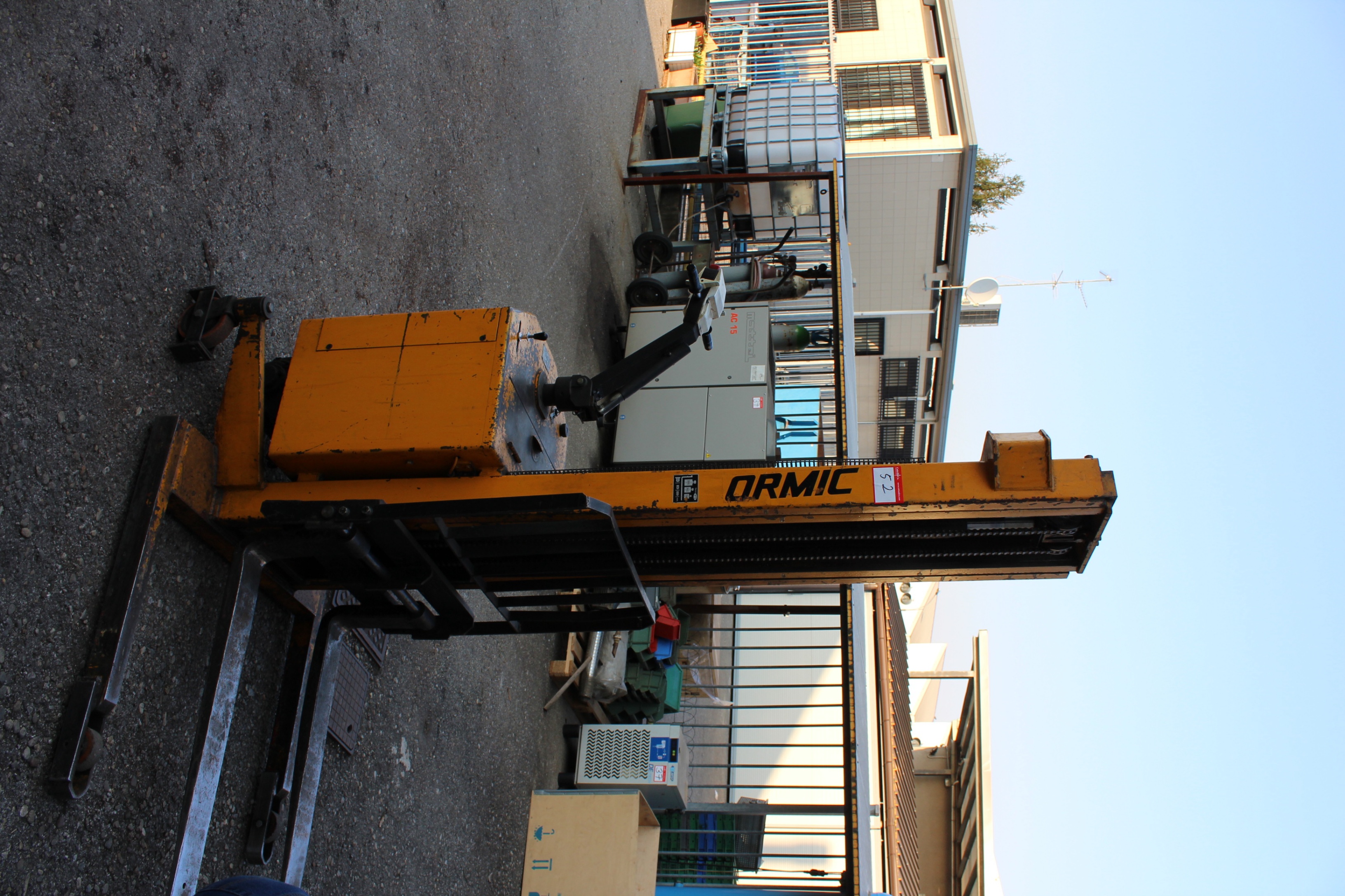 Ormic Model W1035L Electric Pallet Truck