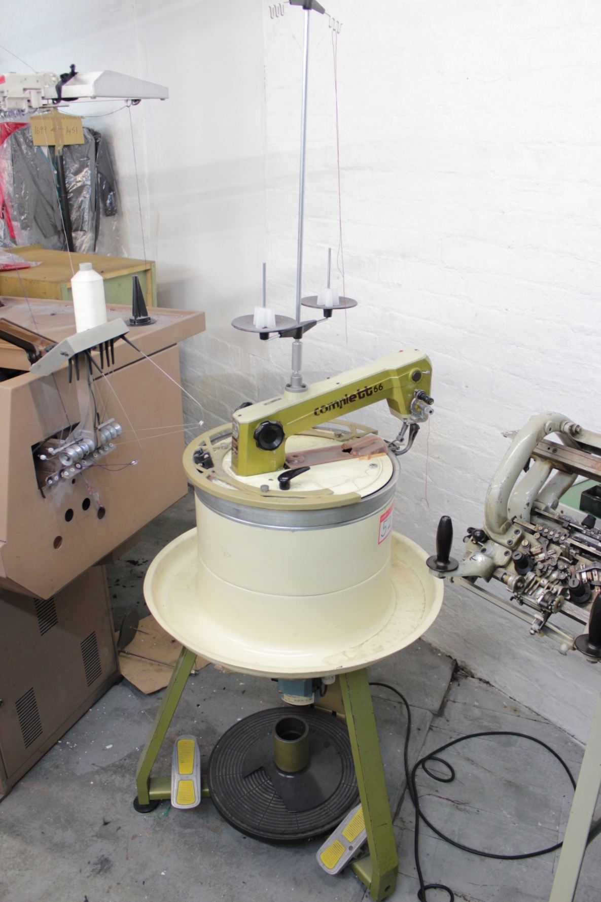 Complett 66 Knitwear Linking Machine