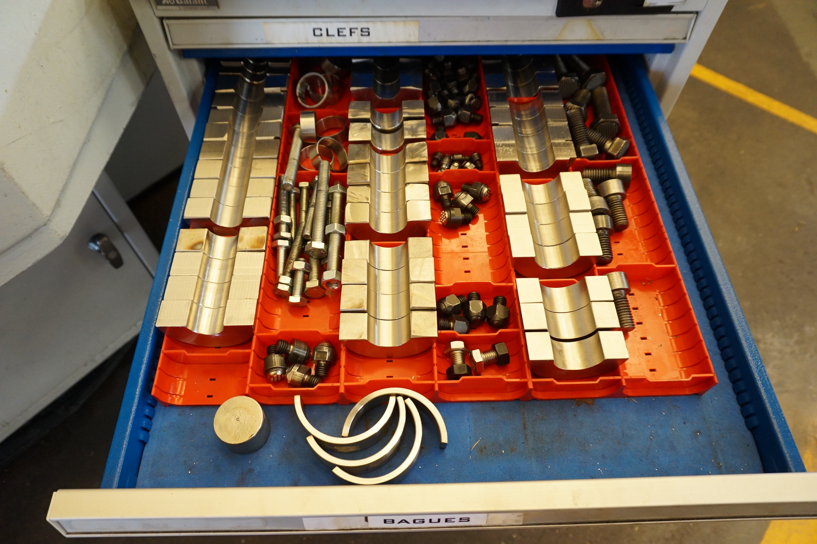 6 Drawer Garant Cabinet