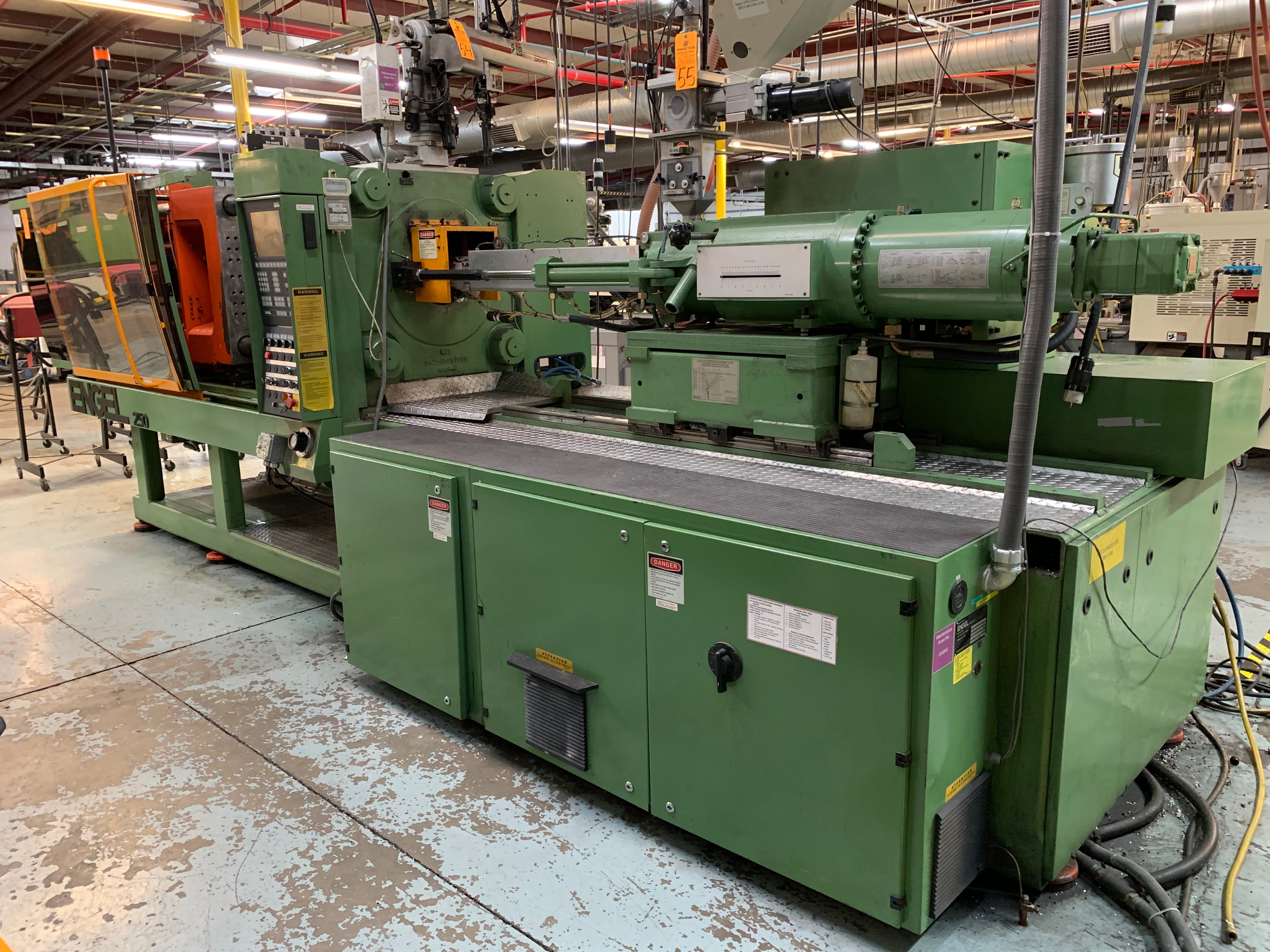 ENGEL ES700/250 Injection Molding Machine