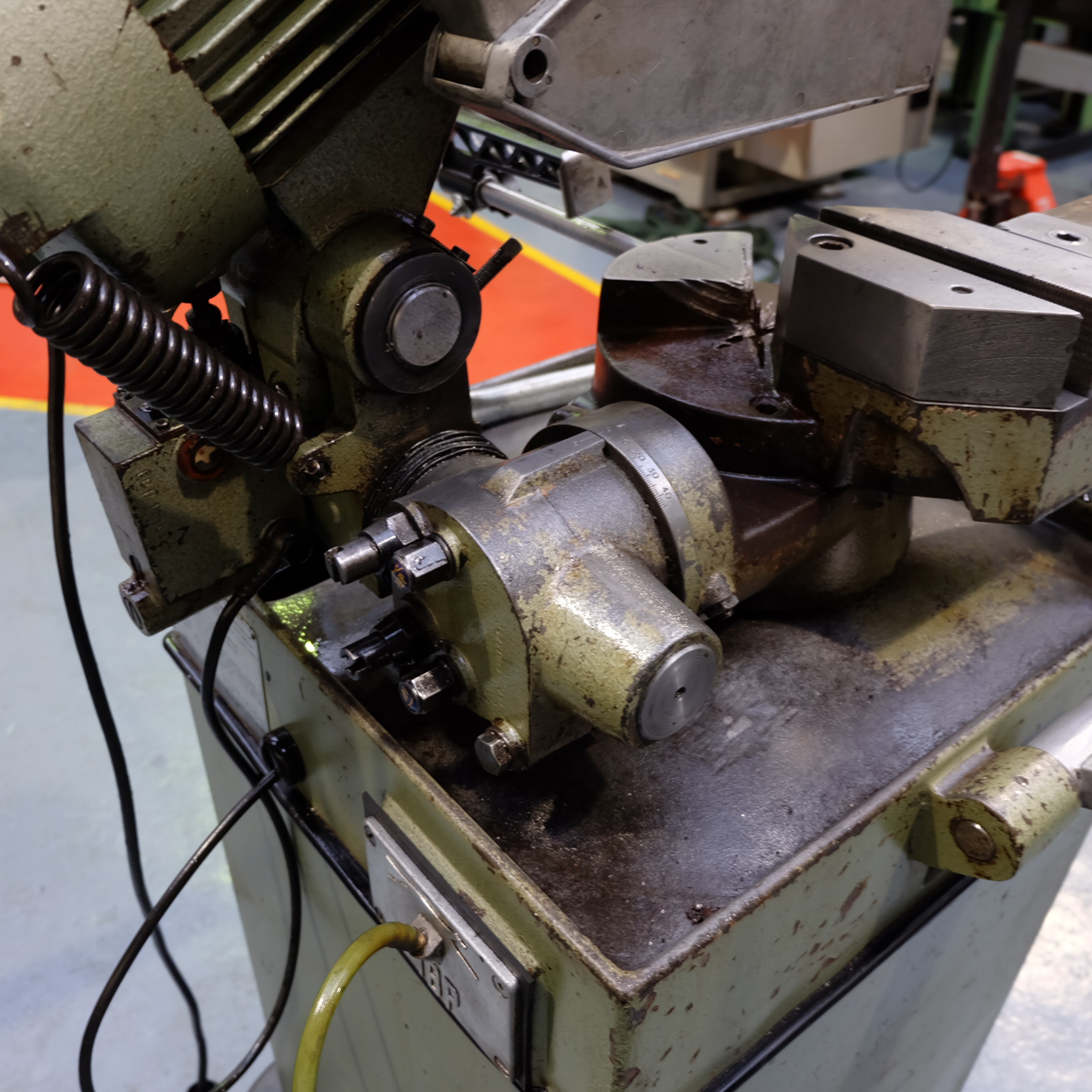 Pedrazzoli Super Brown Special Tilt Head Pull Down Circular Saw