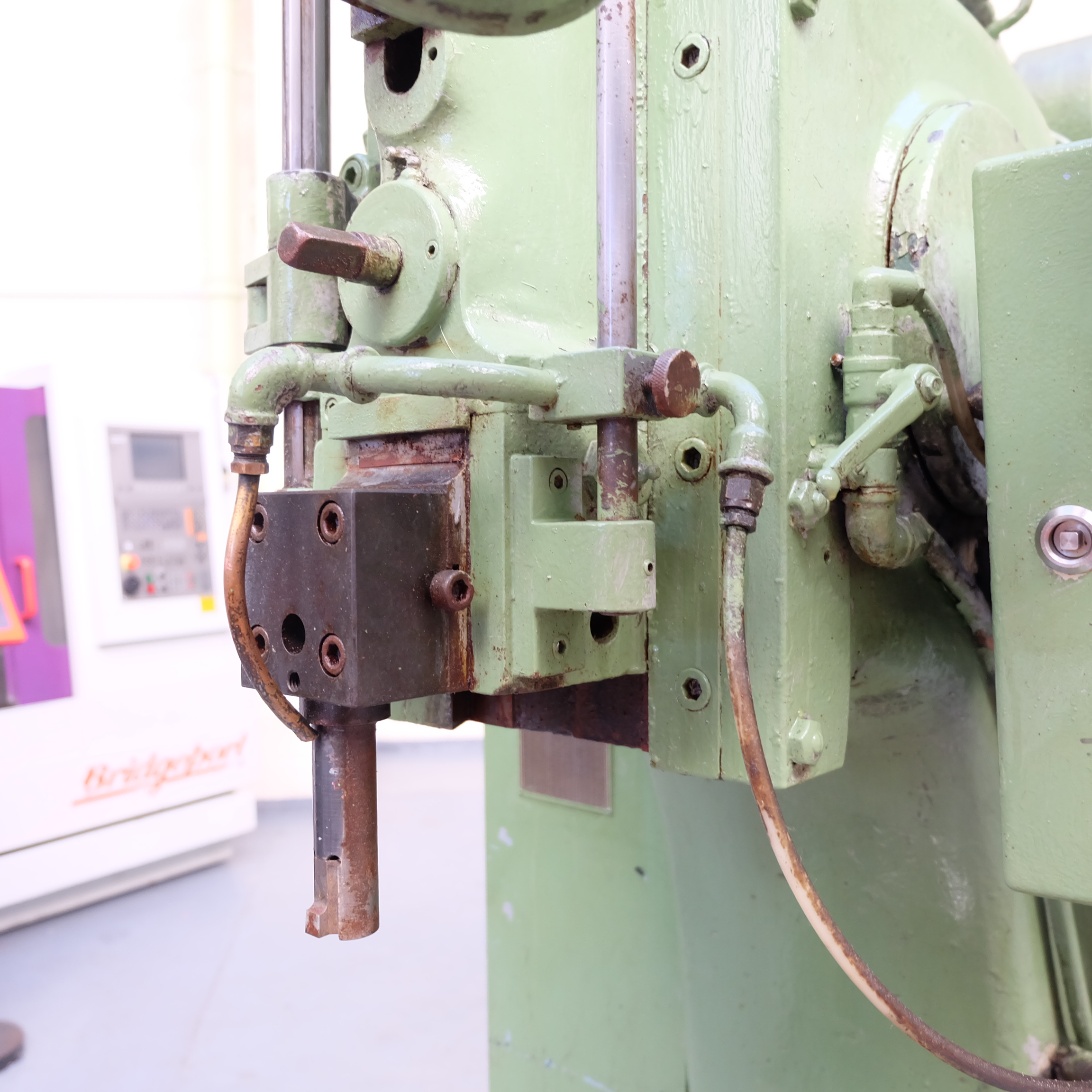 Butler Vertical Auto Cycle Slotting Machine