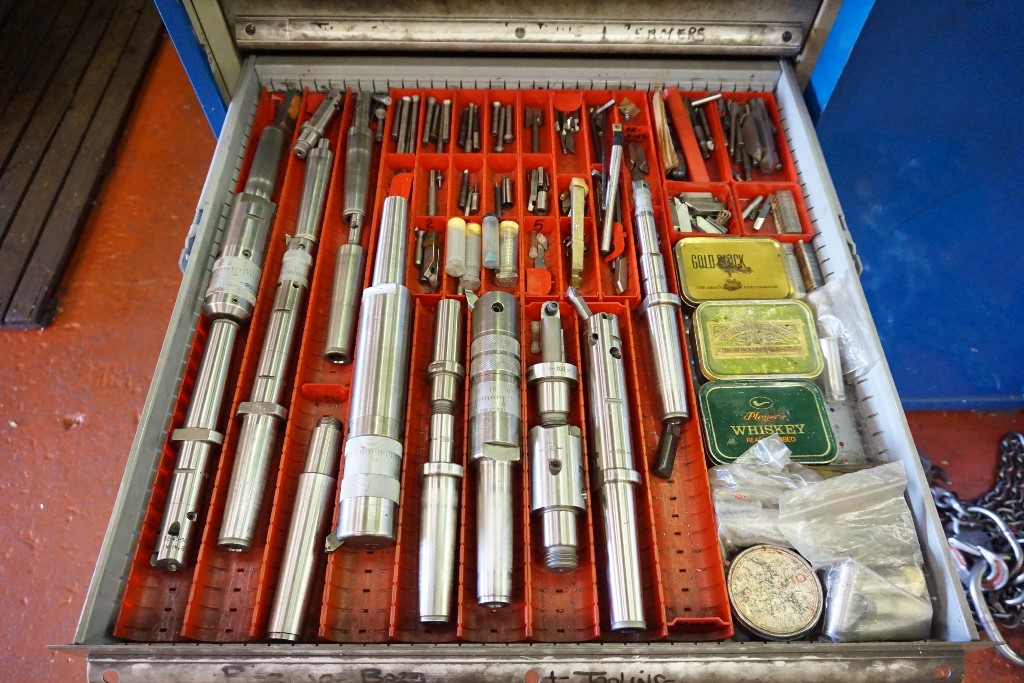 SIP Hydroptic H-6 Jig Borer with Heidenhain DRO and range of Tooling