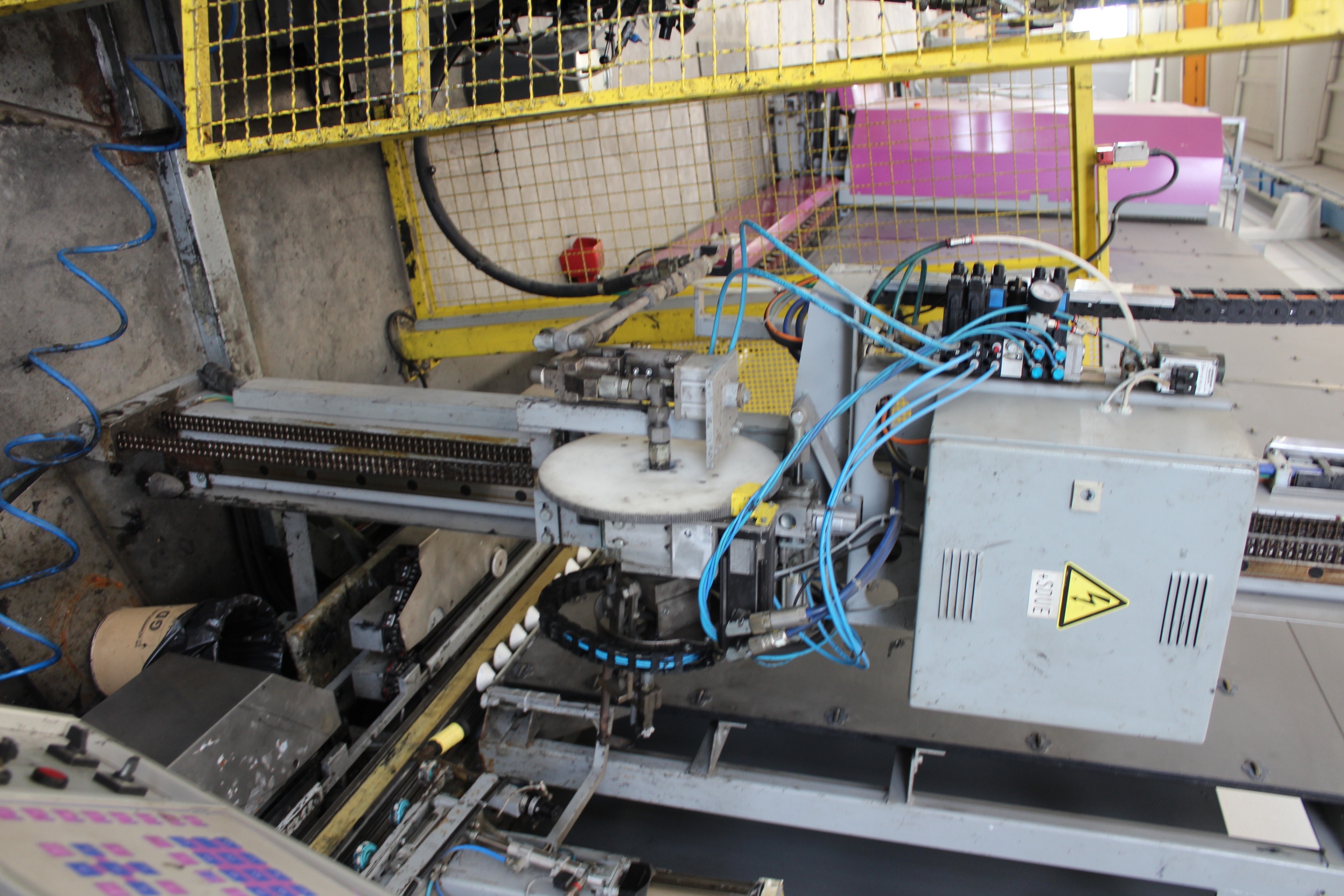 Lisec Type VL - 1N/25 Automatic Sealing System