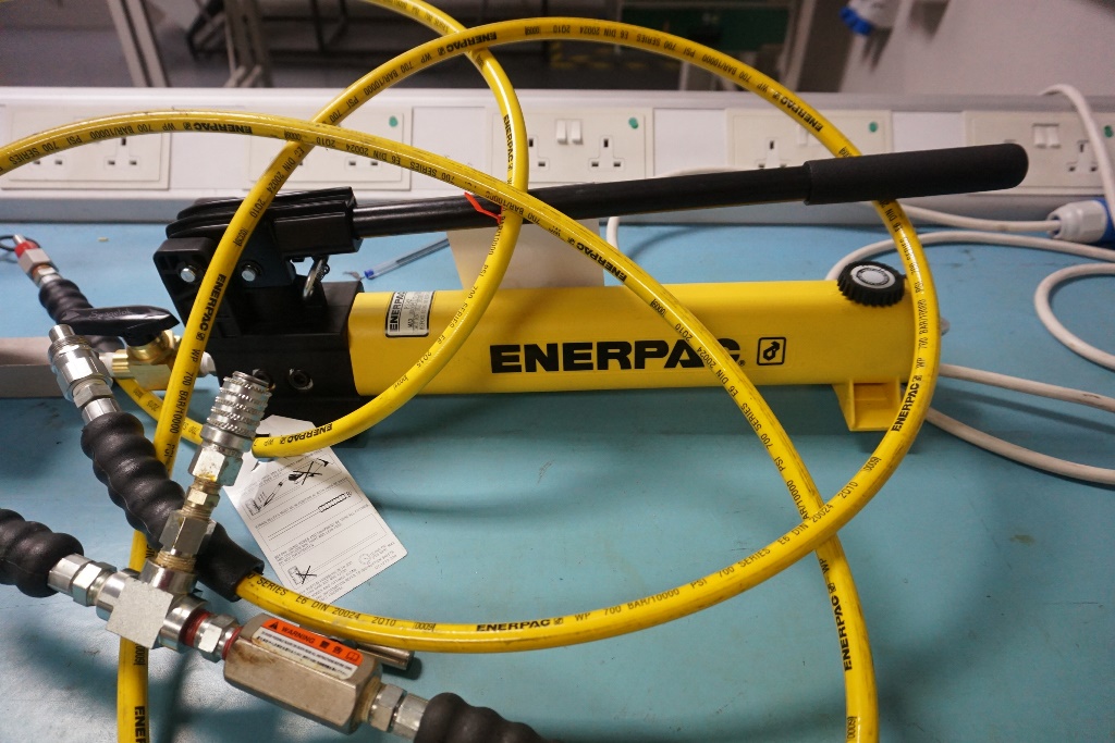 Enerpac Pump P392