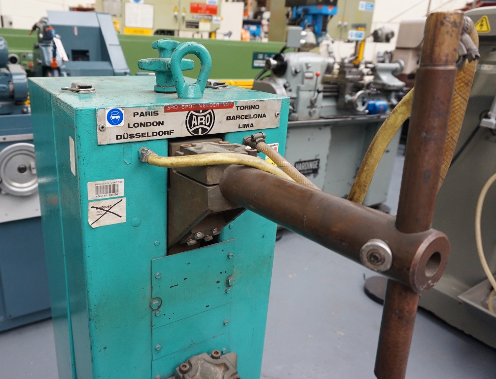 Aro Type N404A Pedestal Spot Welding Machine