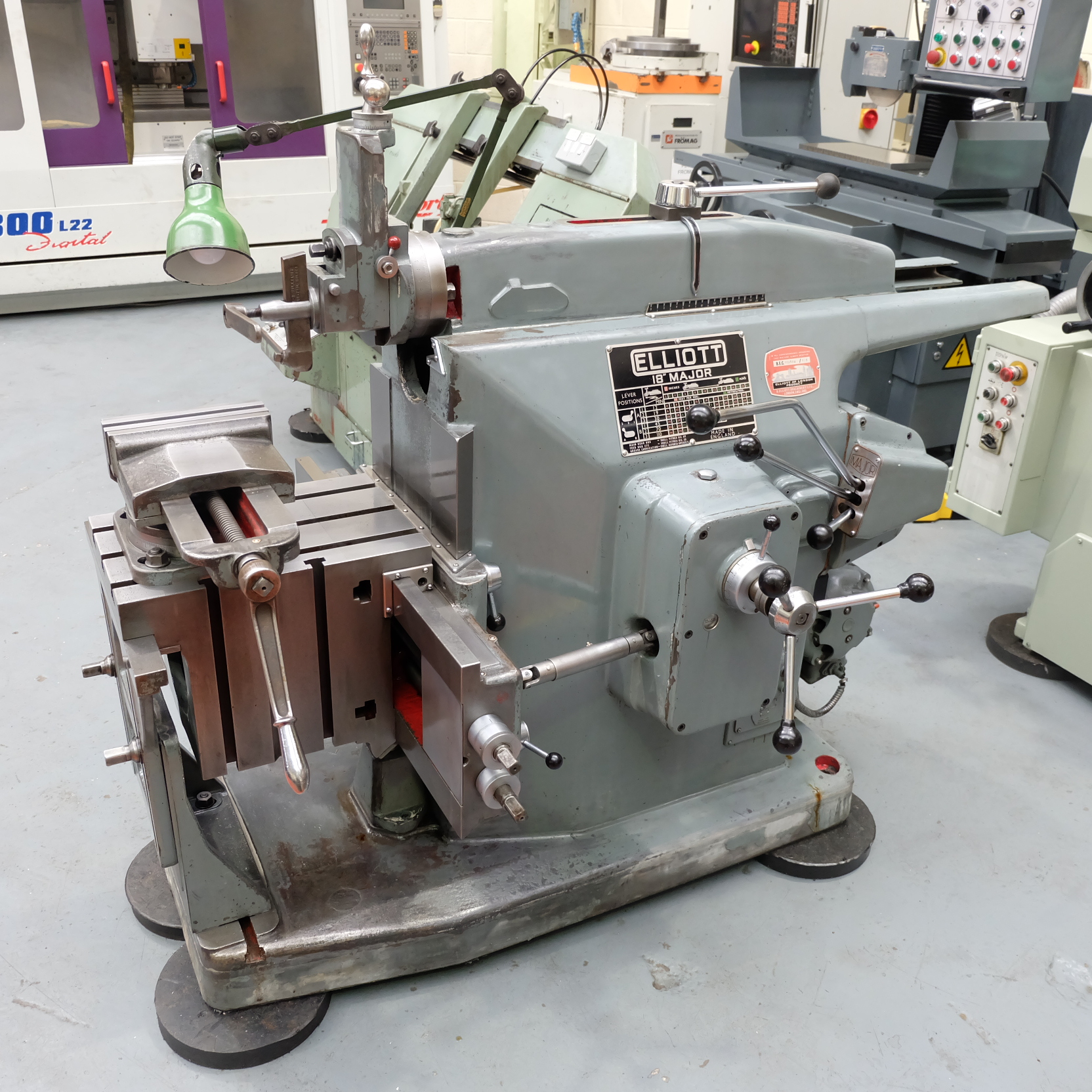 Elliott 18" Major Shaping & Slotting Machine