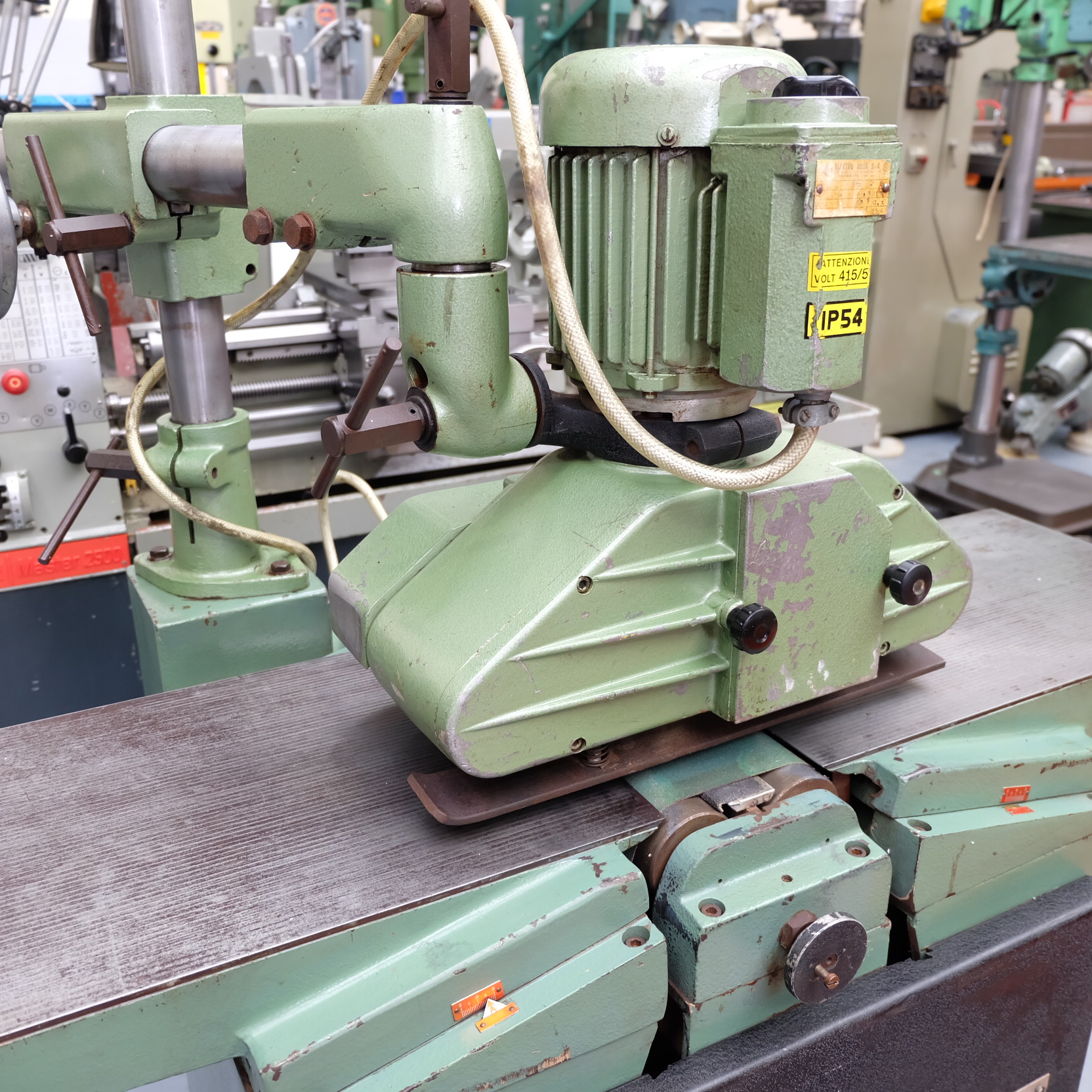 Samco Europa LN300 Horizontal Bandfacer