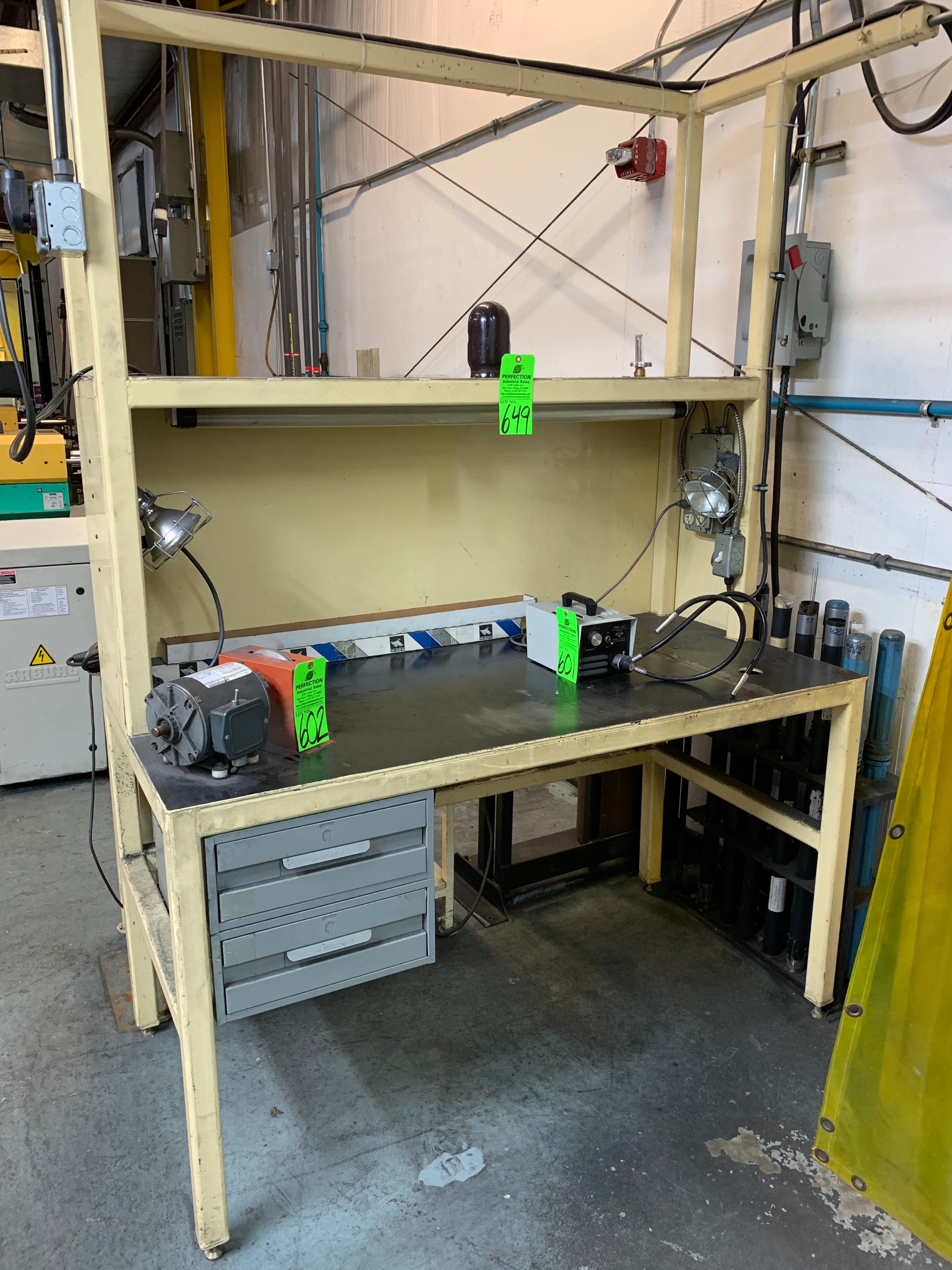 Lighted Steel Work Bench, 28" x 60"