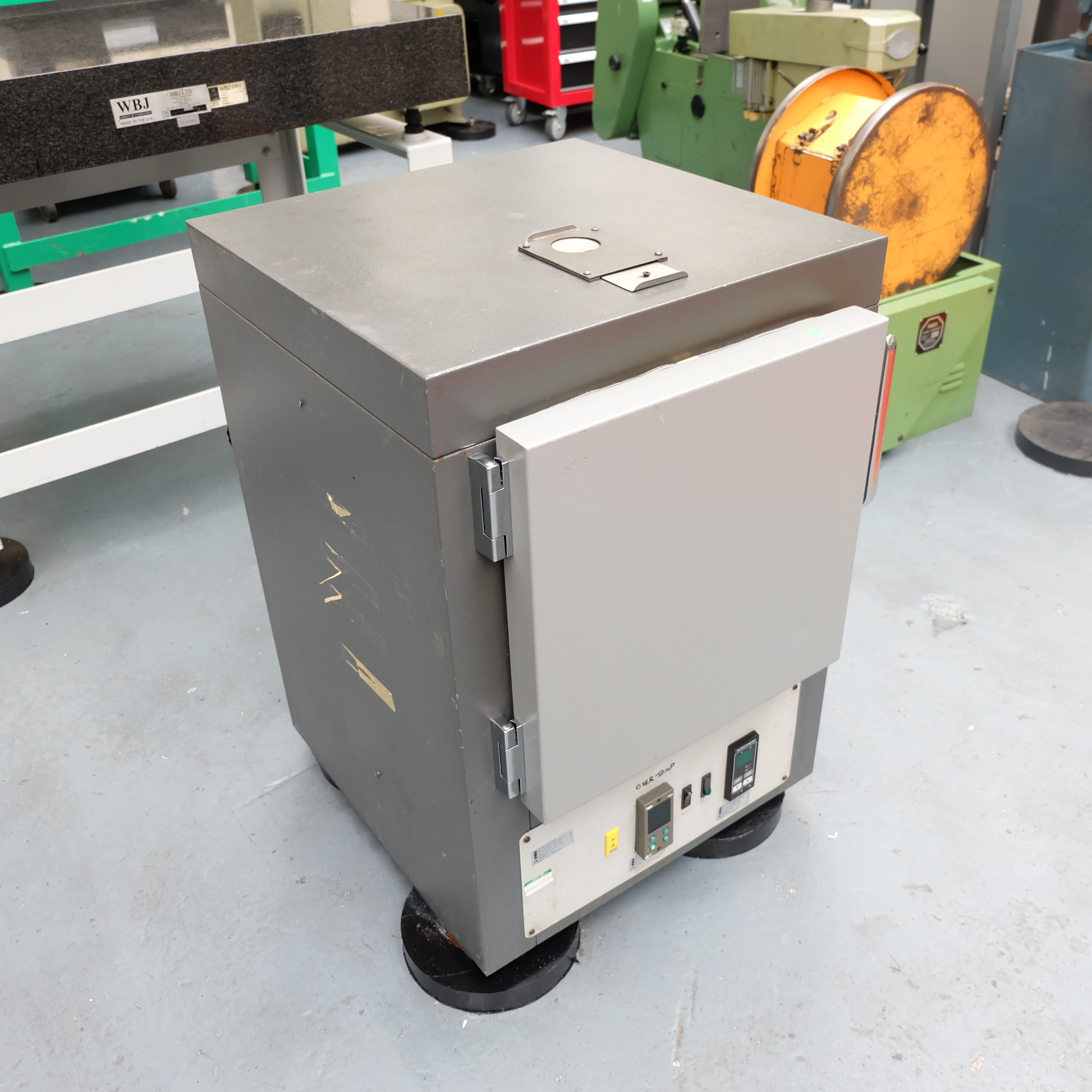 Carbolite Type HT-6128: Oven