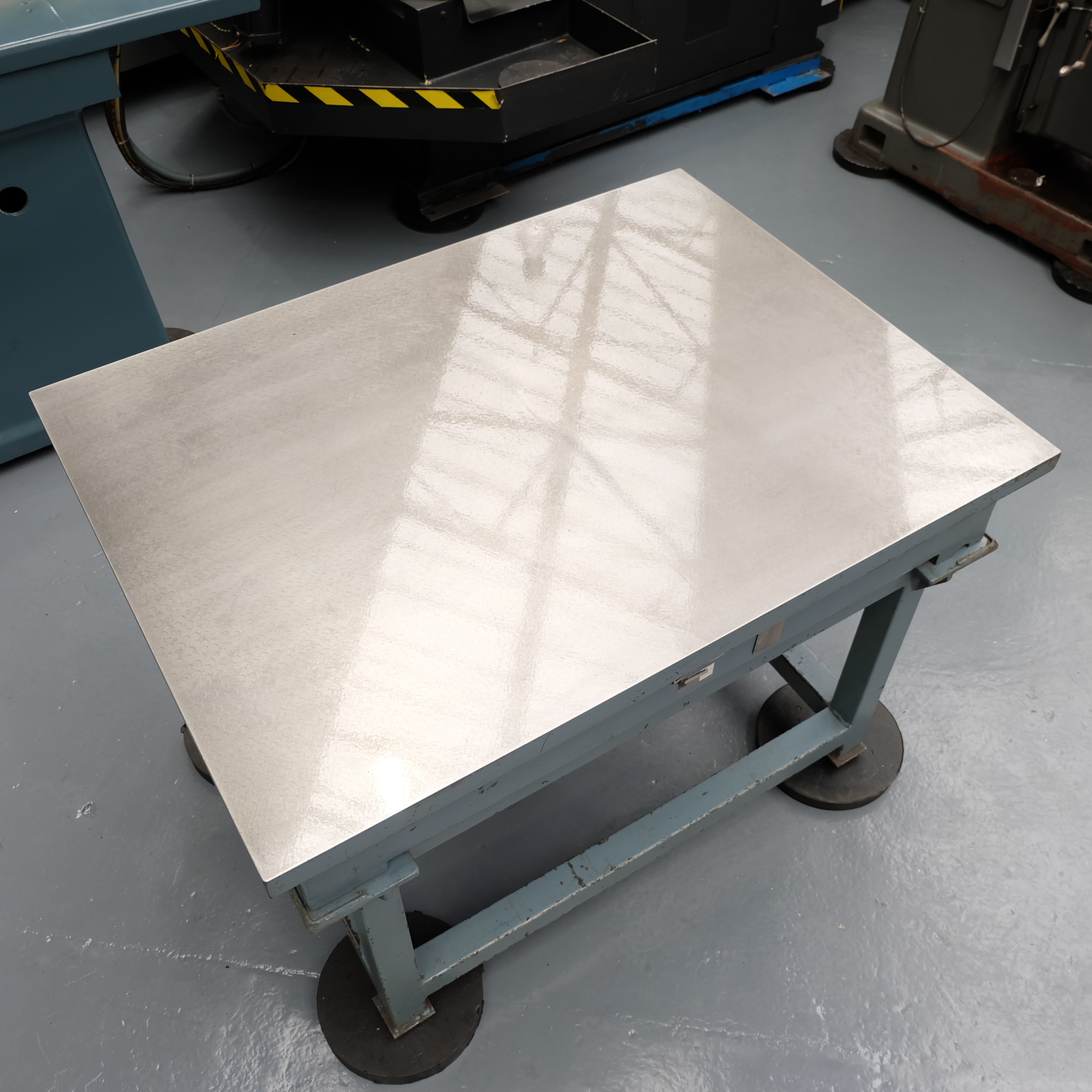 Crown Cast Iron Surface Table