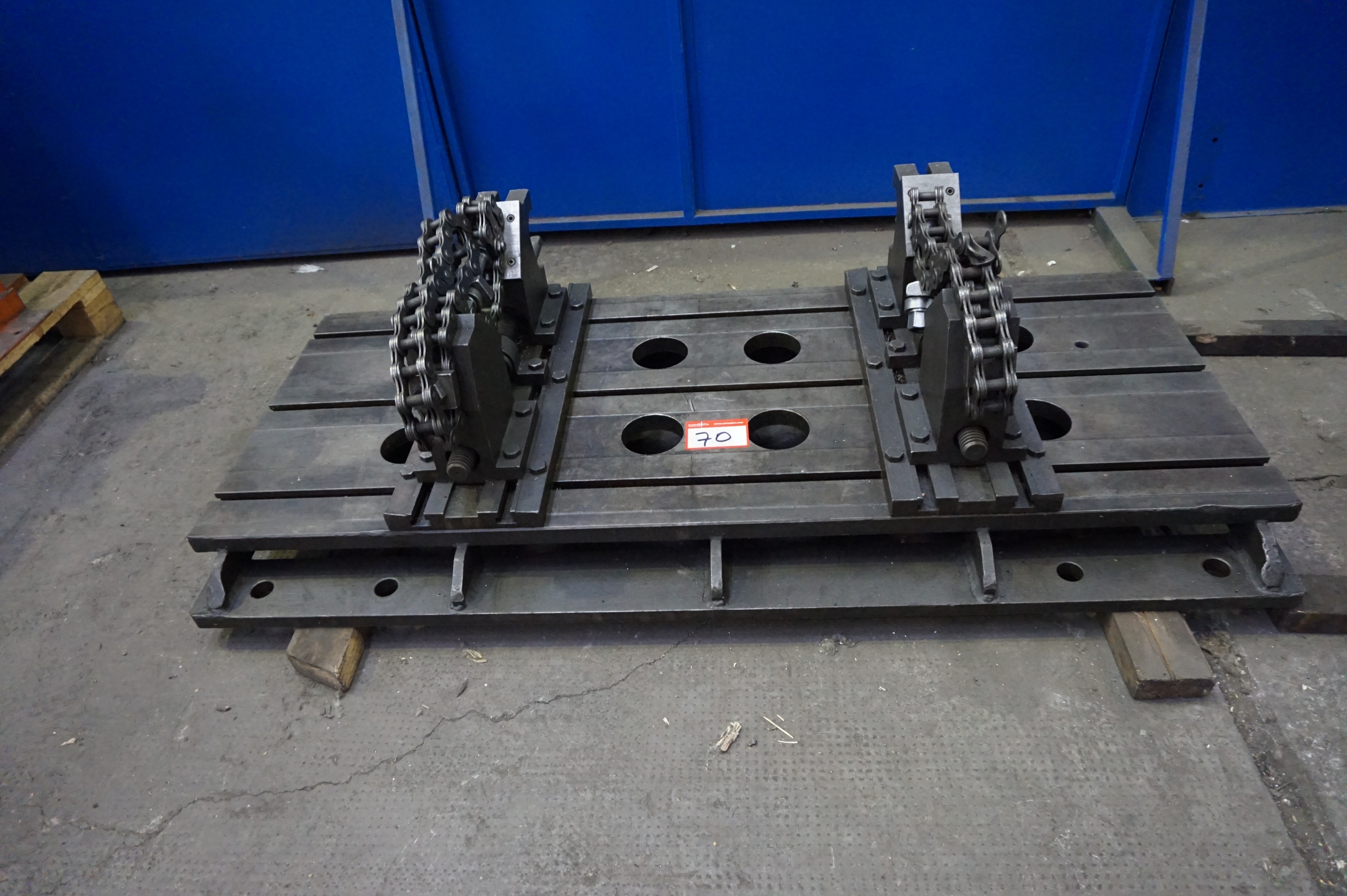 Table with Set of Adjustable V Blocks with Chain Lock 1.6m x 600m