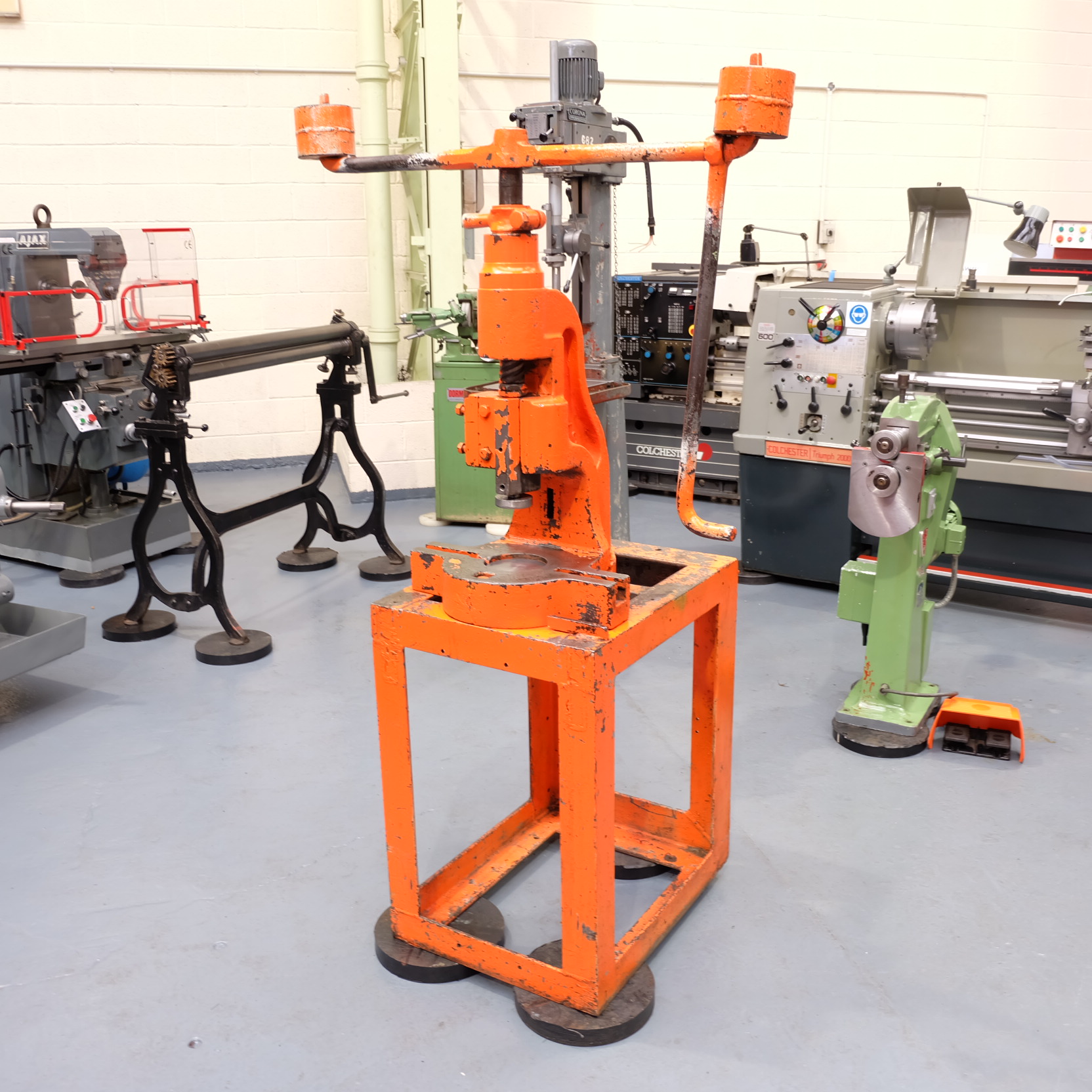 Norton No.4 Fly Press on Stand