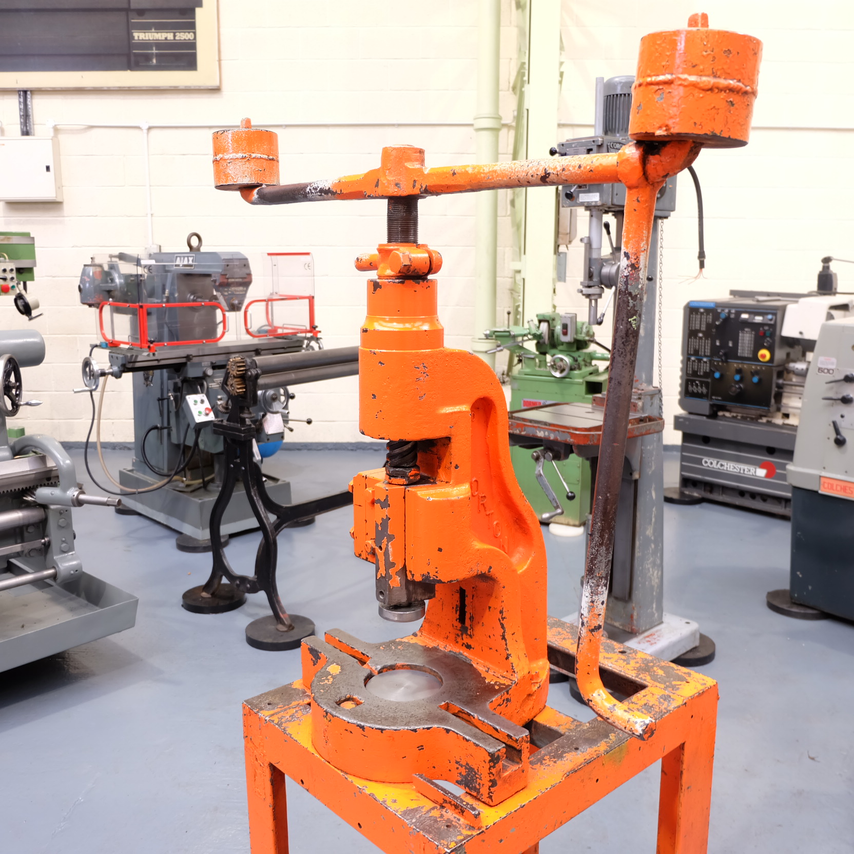 Norton No.4 Fly Press on Stand