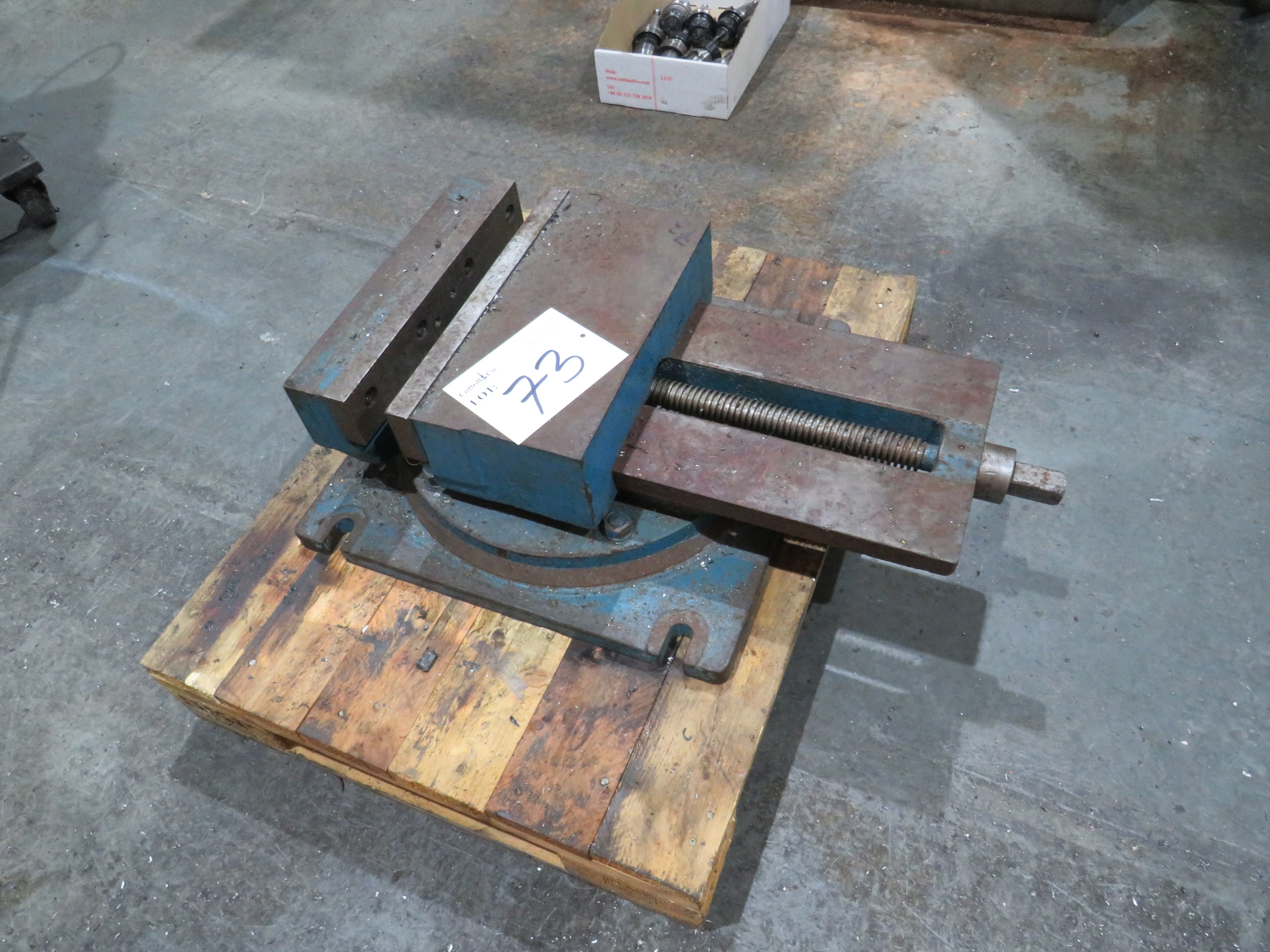 14” Machine Vice