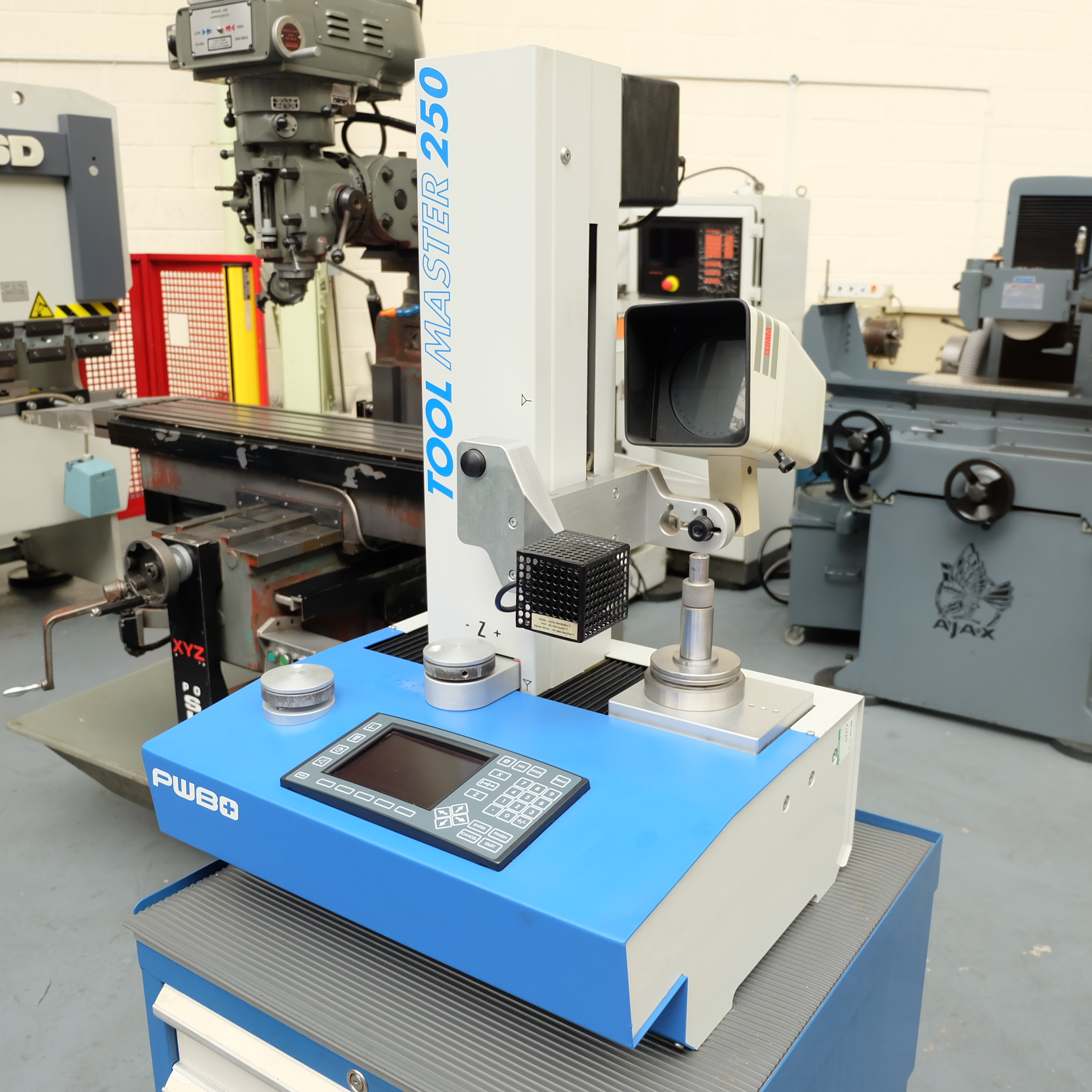 PWB + Toolmaster 250 Digital Tool Presetter
